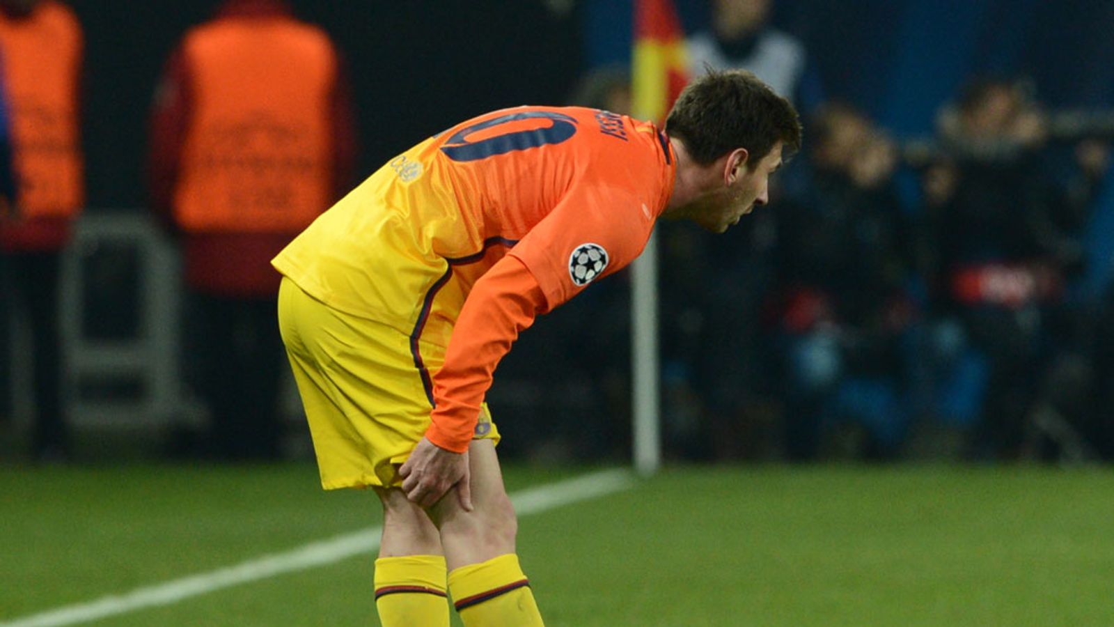 Champions League: Barcelona ace Lionel Messi to undergo scan on ...