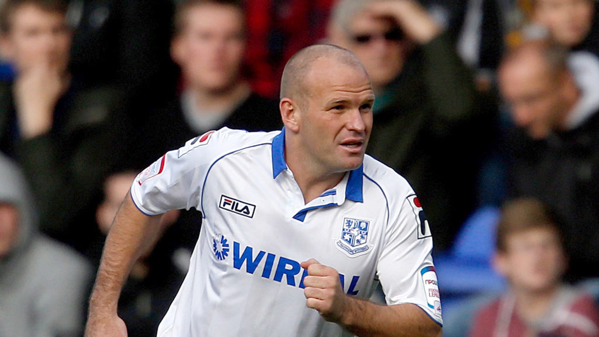 Robinson stays with Rovers | Football News | Sky Sports