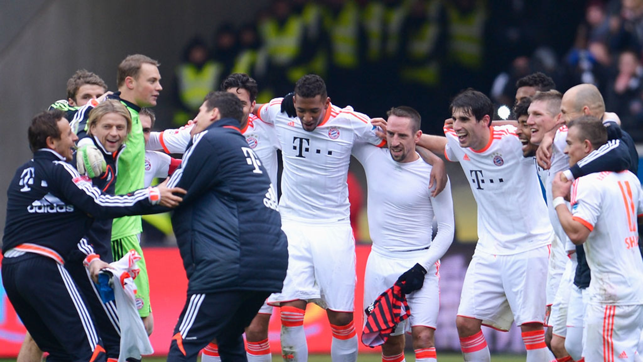 Bayern Munich sealed the Bundesliga with a 1-0 win over Eintracht ...