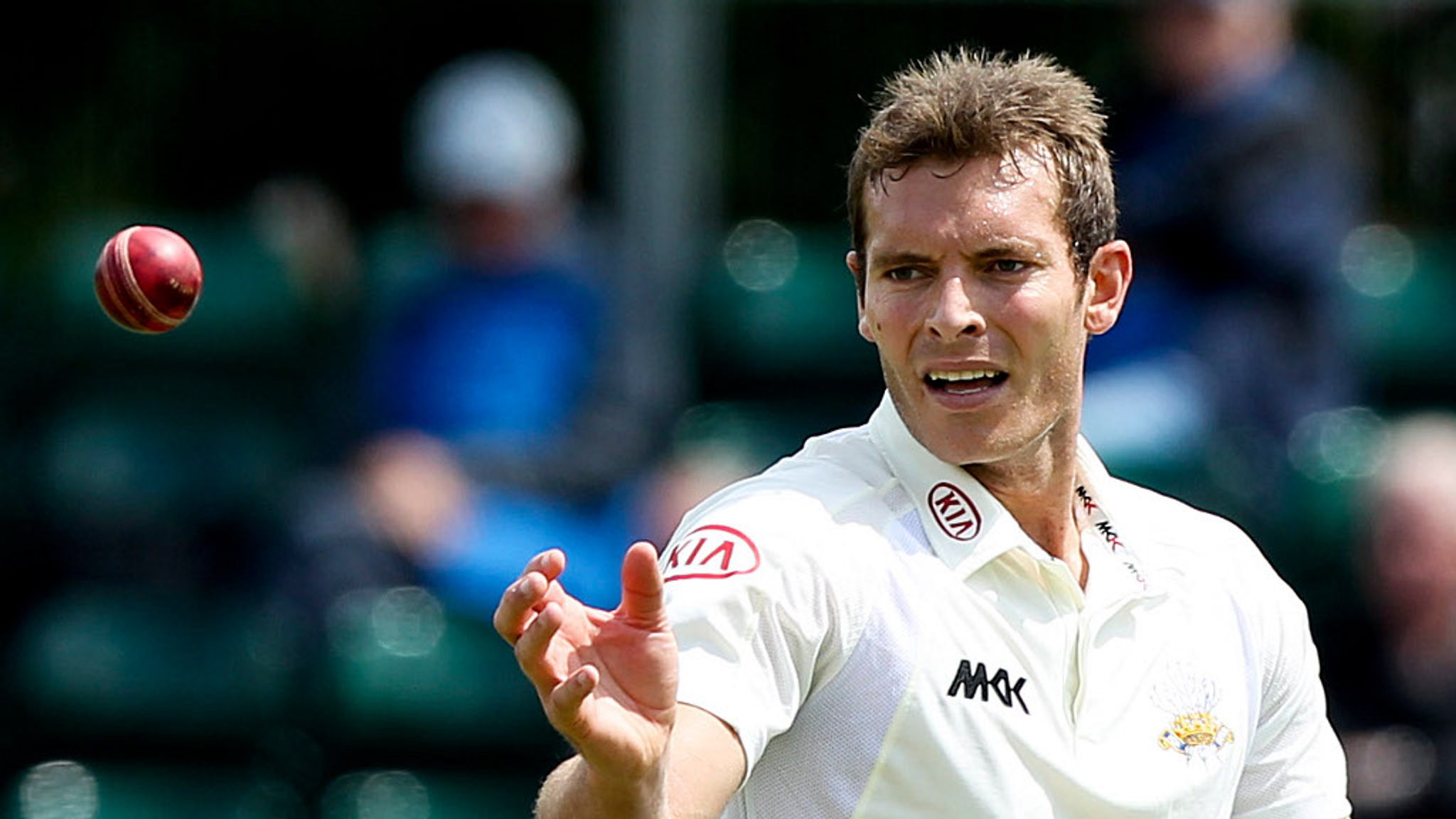 Adam Hollioake says dropping Steven Finn for Chris Tremlett is 'brave ...