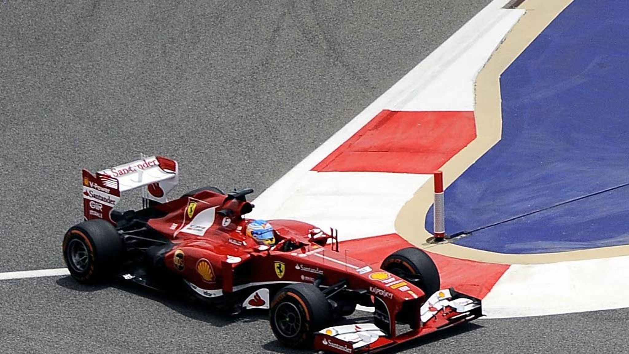 Fernando Alonso led Sebastian Vettel in final practice for the Bahrain ...