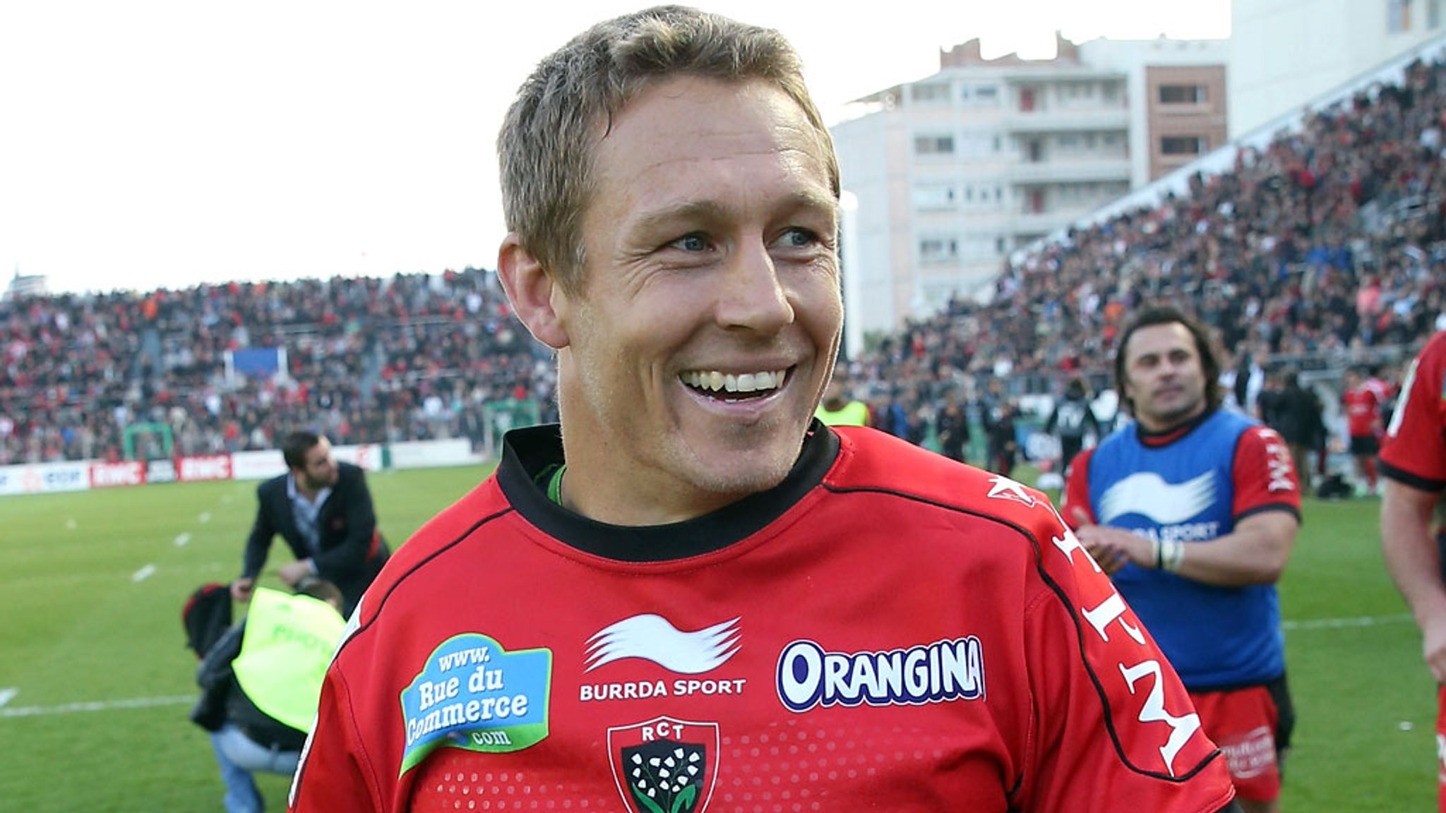 Jonny Wilkinson has signed a fresh one-year contract with Toulon ...