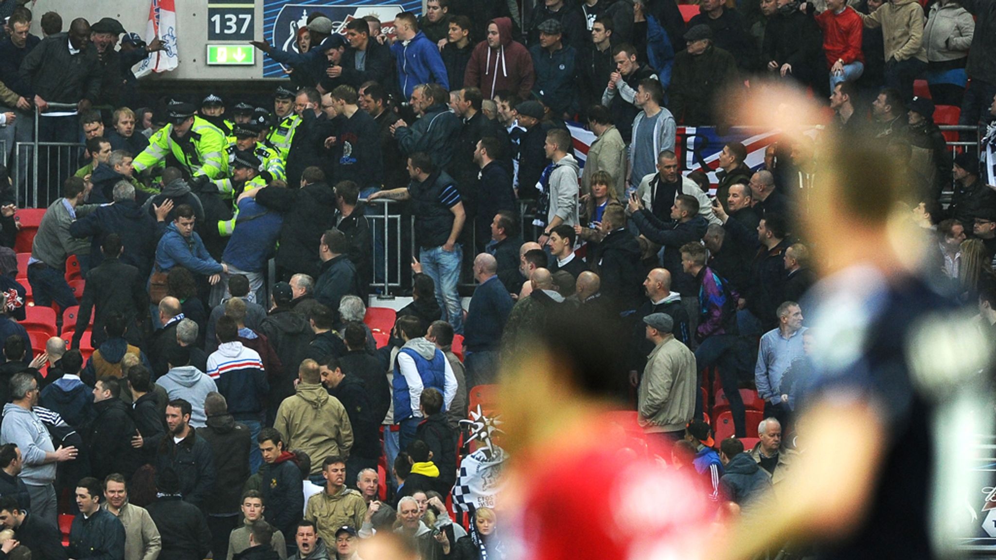Millwall meet with FA to discuss Wembley violence after semi-final ...