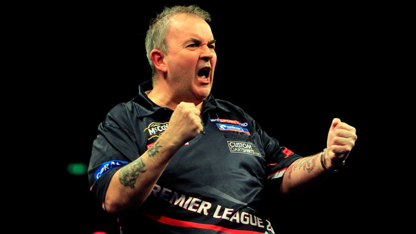 Championship League Darts: Phil Taylor beats Michael Van Gerwen 6-3 in ...