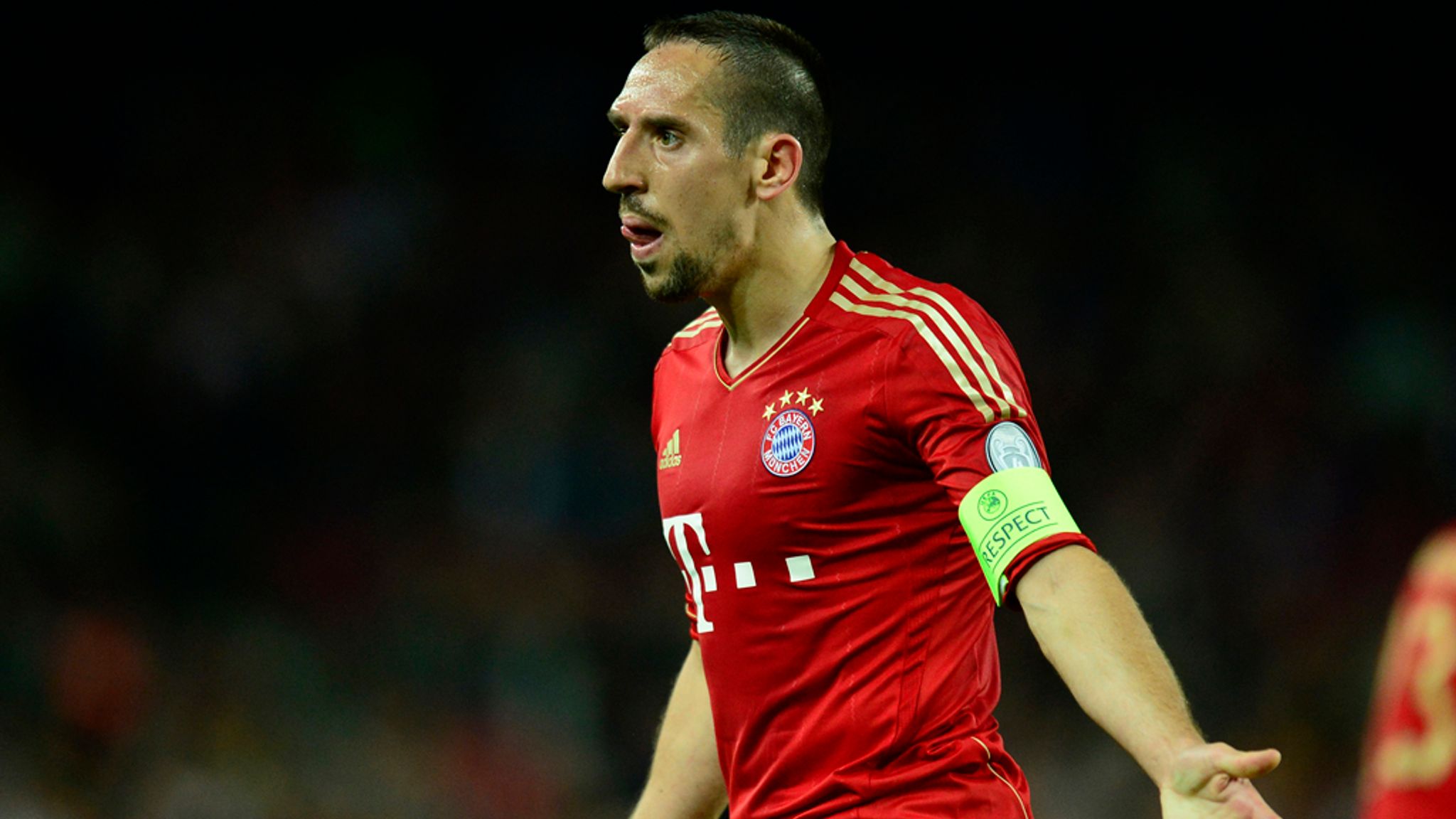 Bayern Munich winger Franck Ribery signs a new four-year deal ...