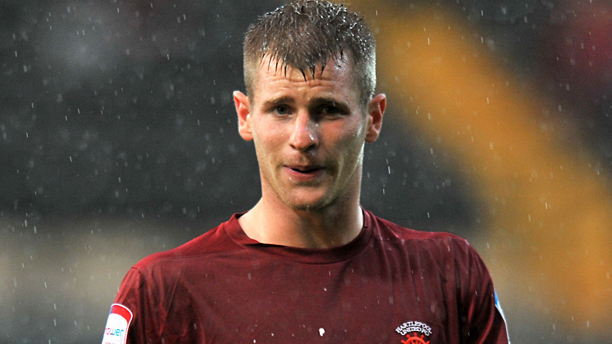 Hartley makes Stevenage switch | Football News | Sky Sports