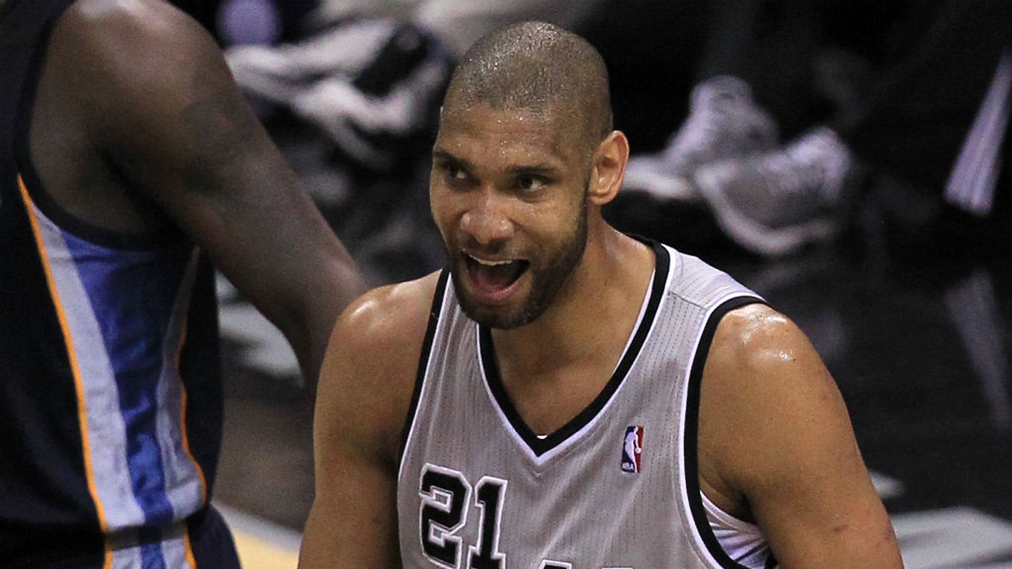 NBA: San Antonio Spurs hold off fightback from Memphis Grizzlies ...