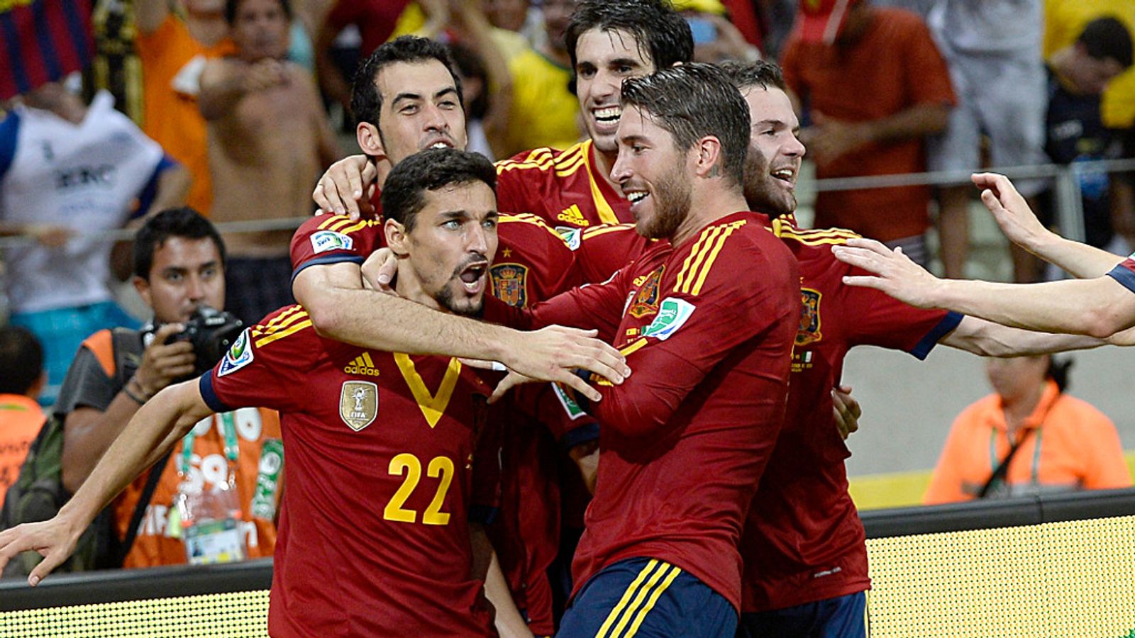Jesus Navas' late goal earns Spain a 2-2 draw with Chile | Football ...