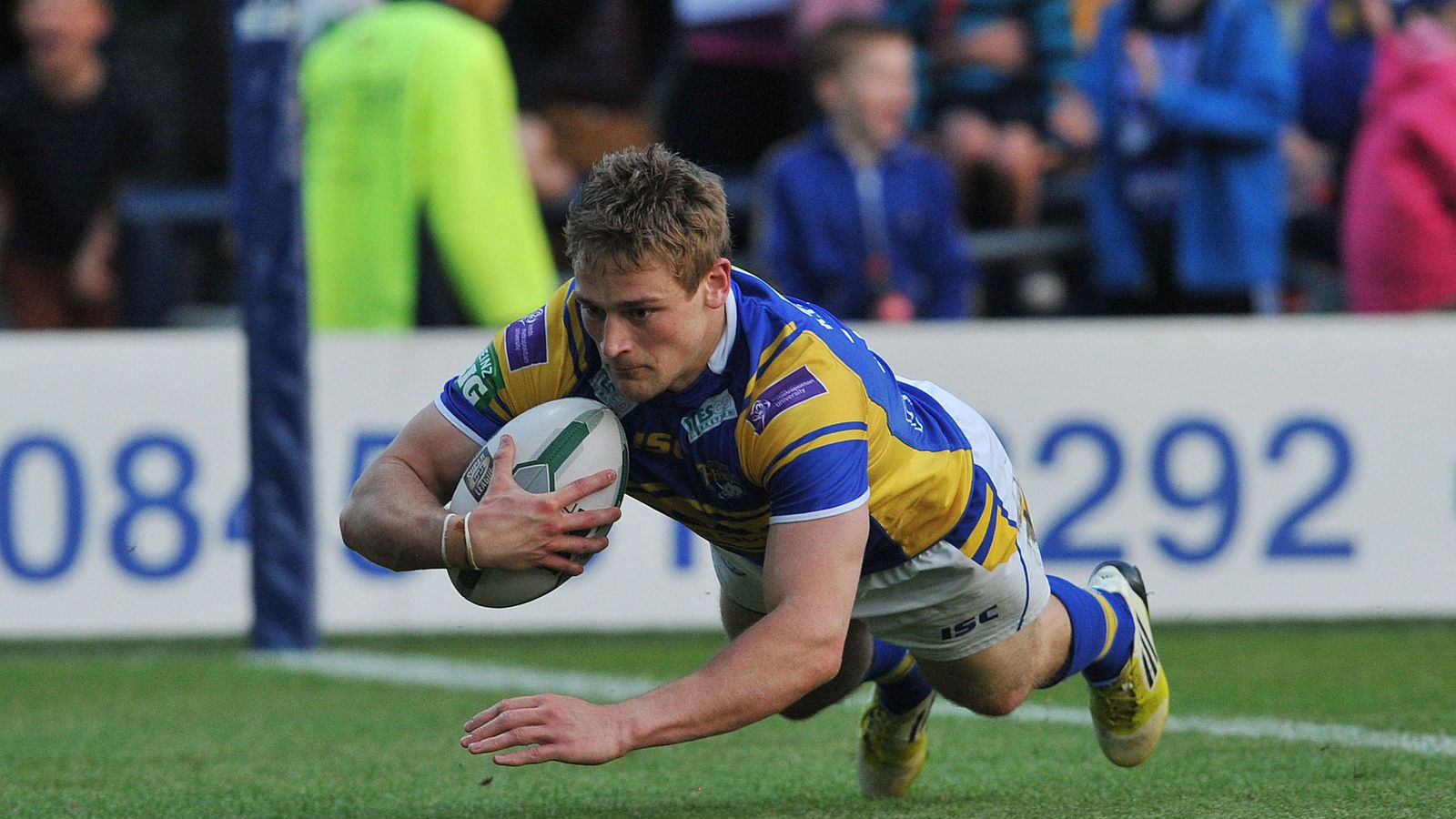Super League: Leeds Rhinos centre Jimmy Keinhorst to have shoulder scan ...