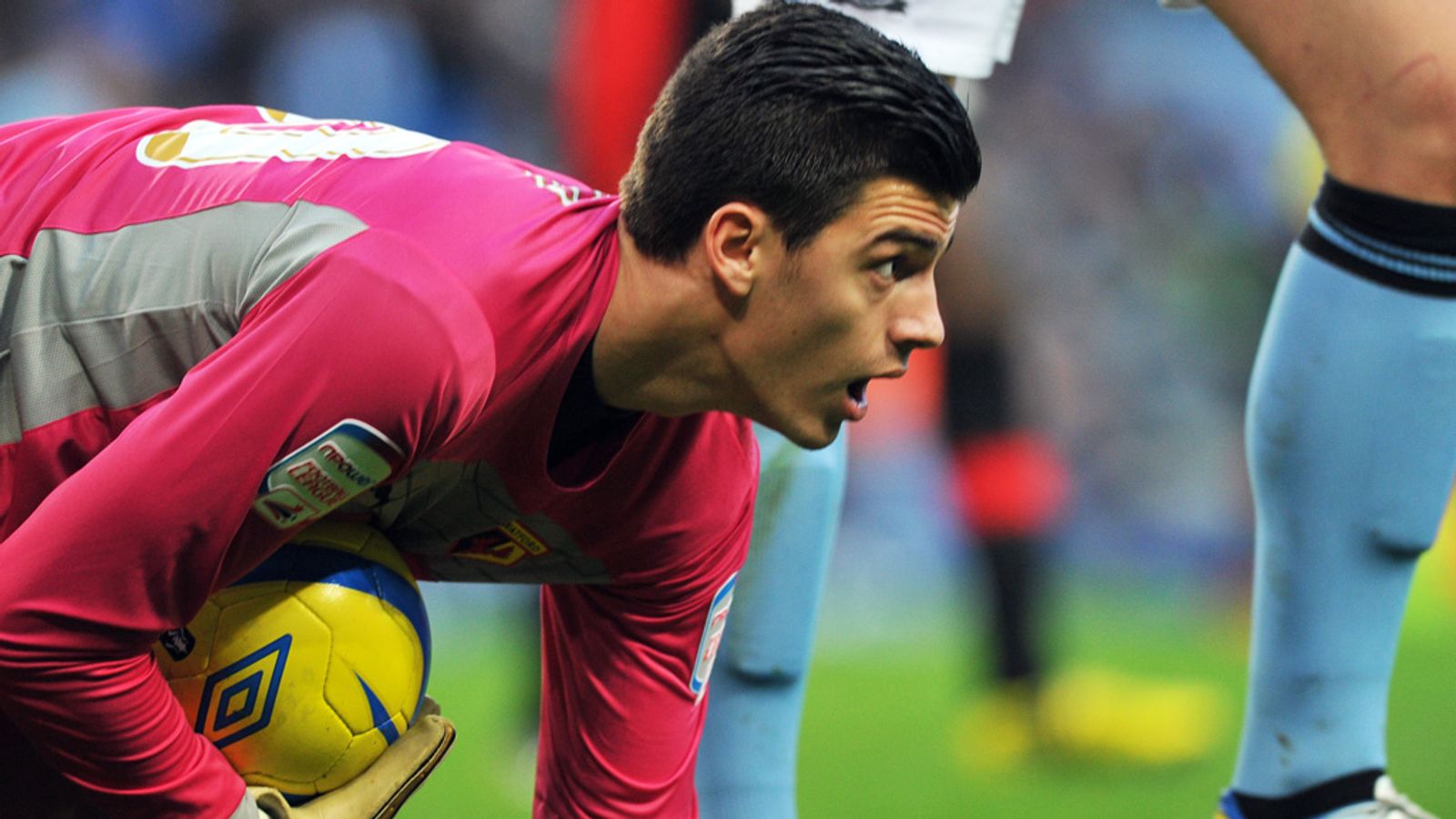 Goalkeeper Jonathan Bond signs new deal with Watford | Football News ...