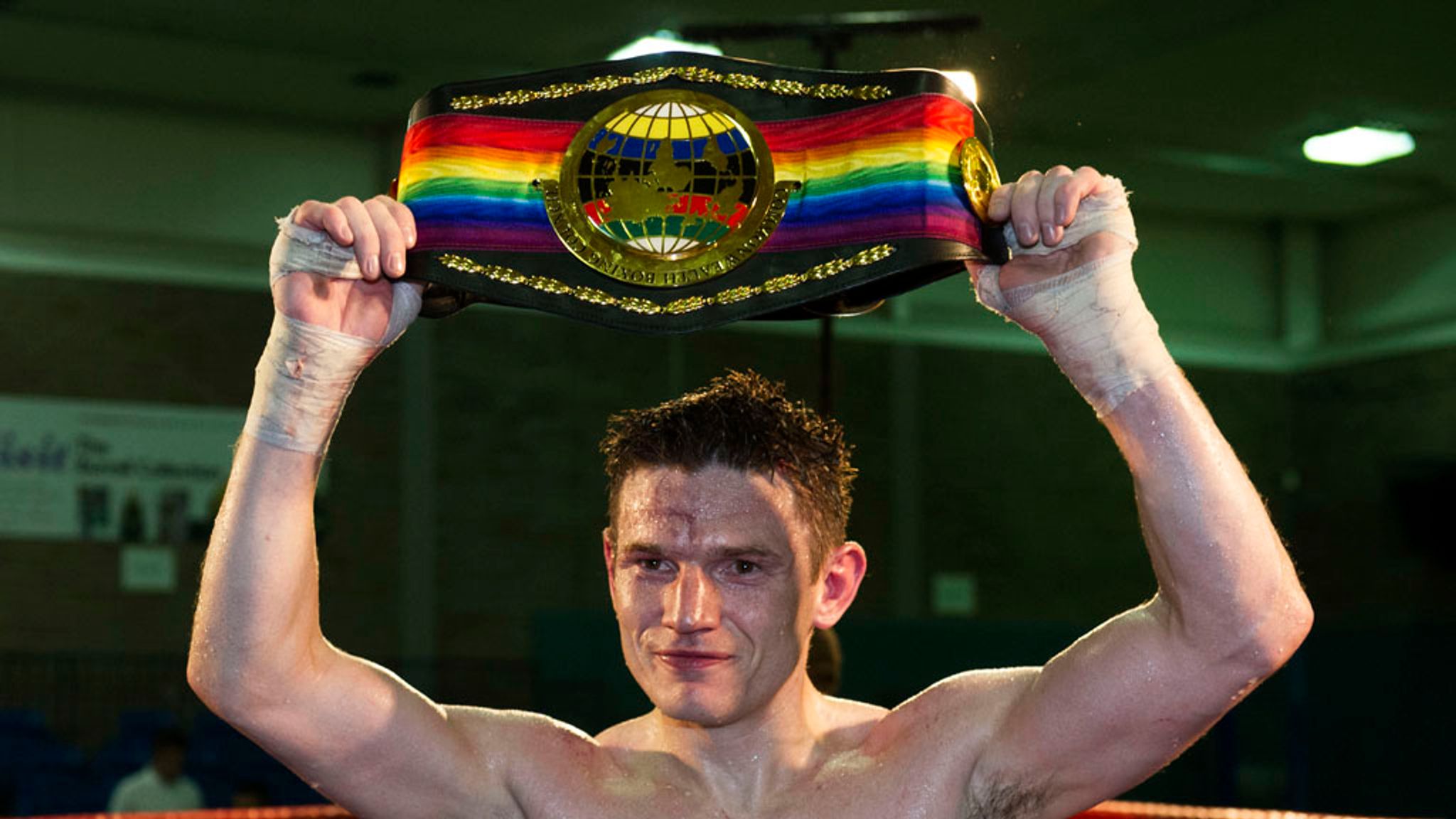 Curtis Woodhouse and Willie Limond will put their titles on the line in ...