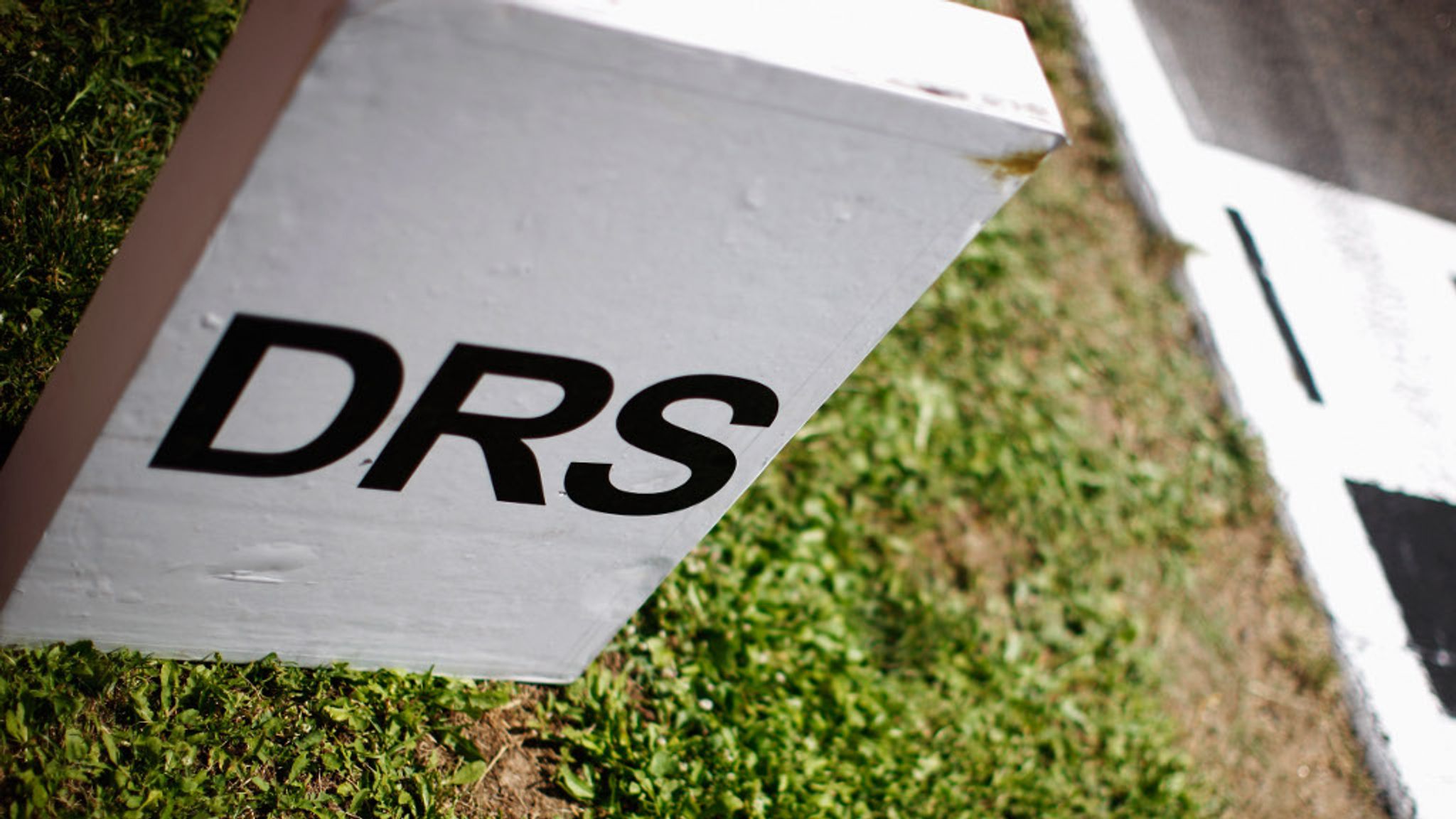 GP2 to replicate F1 from 2015 season by running DRS overtaking assist ...