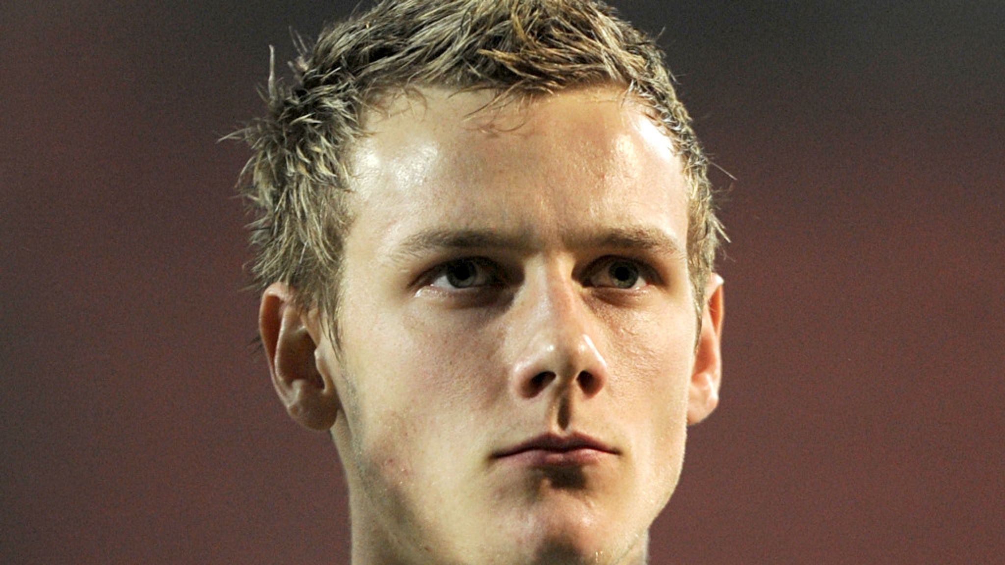 Clucas commits to Rovers | Football News | Sky Sports