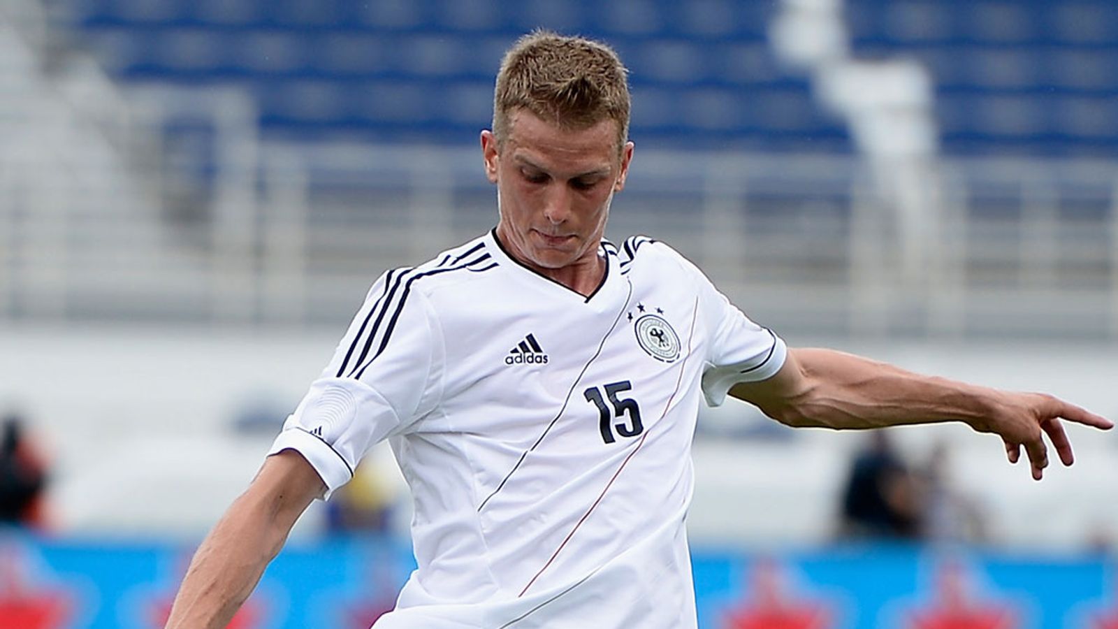 Transfer news: Lars Bender "not for sale" say Bayer Leverkusen after ...