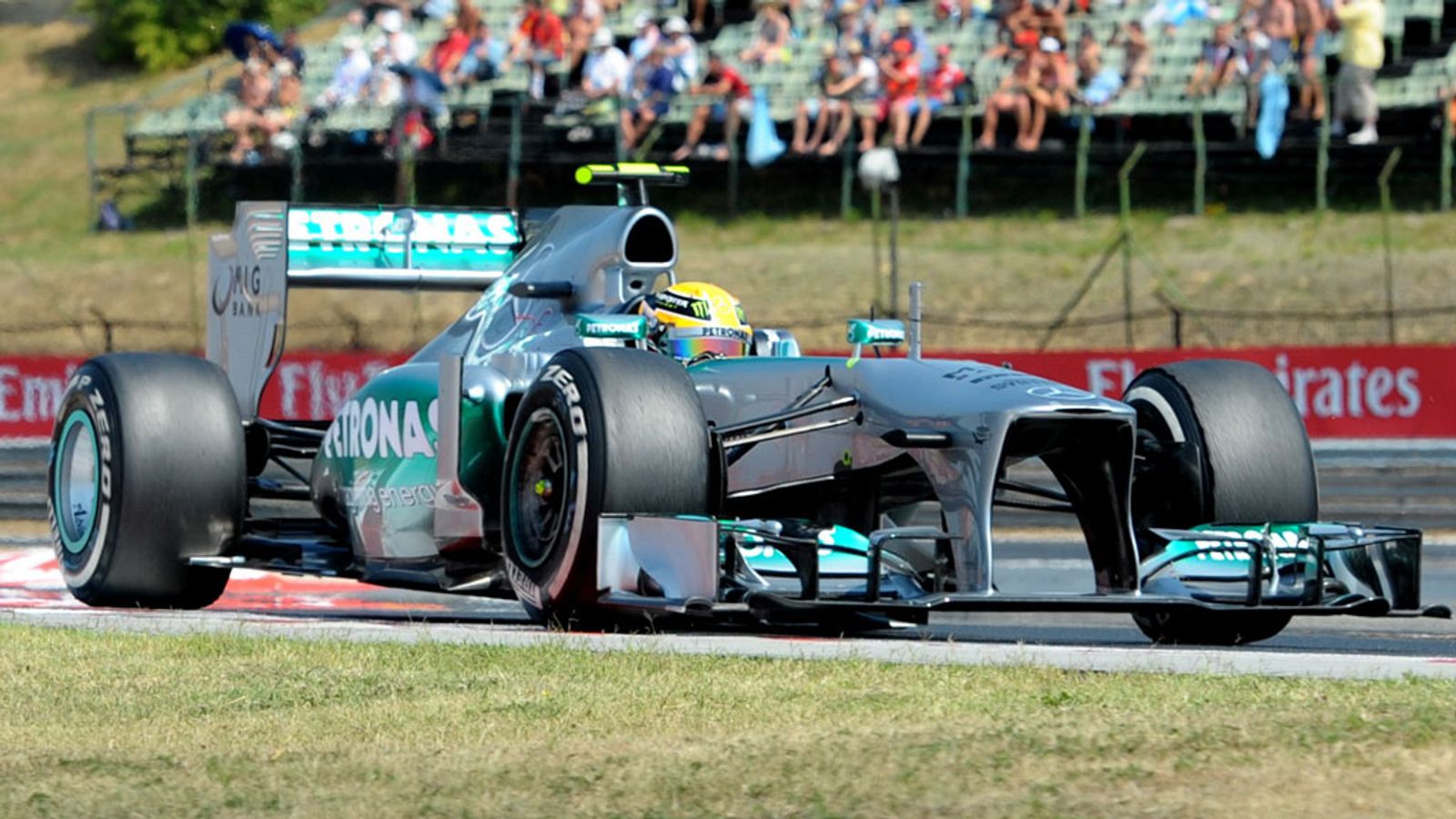Record-chasing Lewis Hamilton credits 'attacking' style for past ...