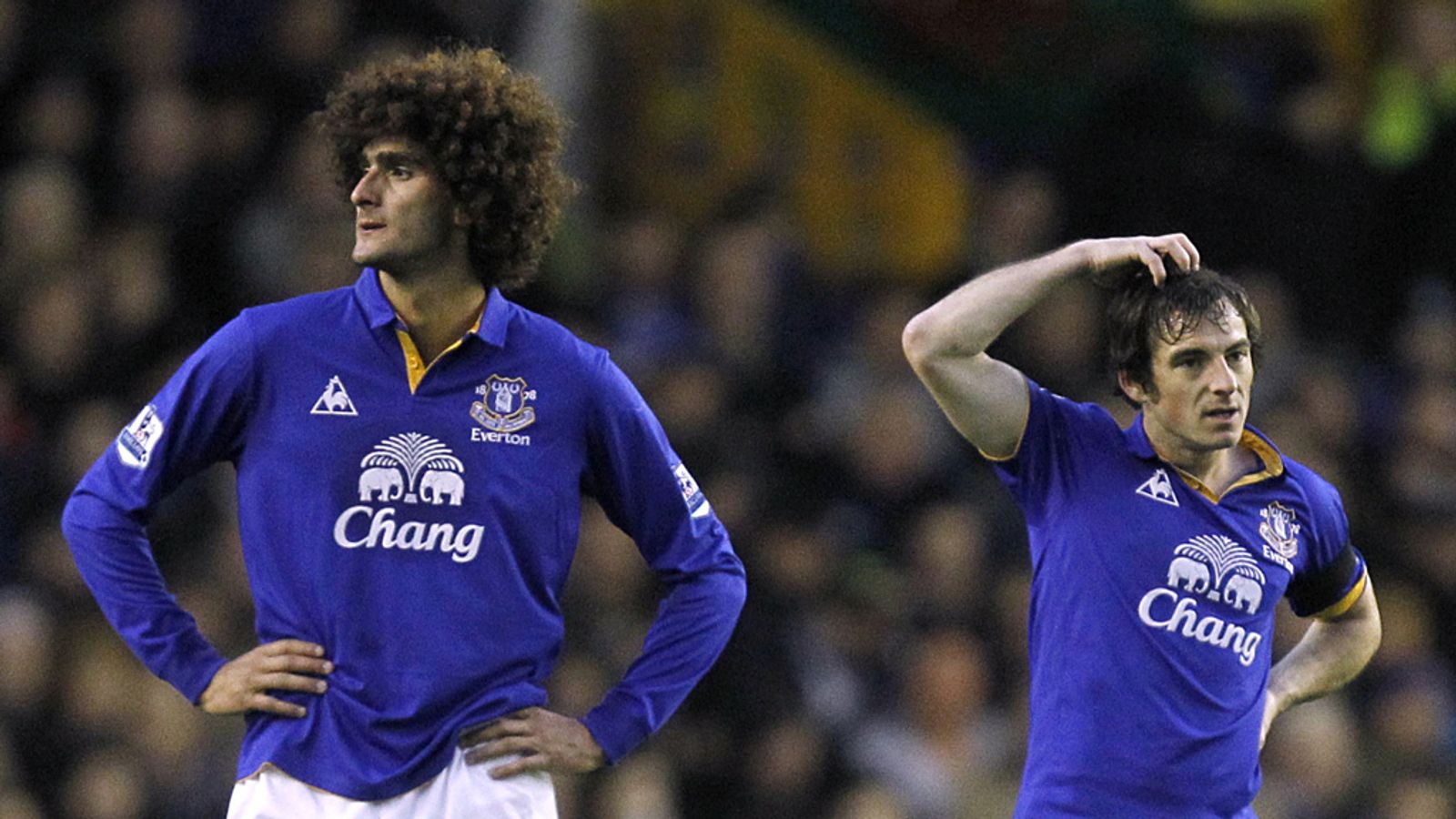 Transfer news: Everton boss Roberto Martinez praises Marouane Fellaini ...