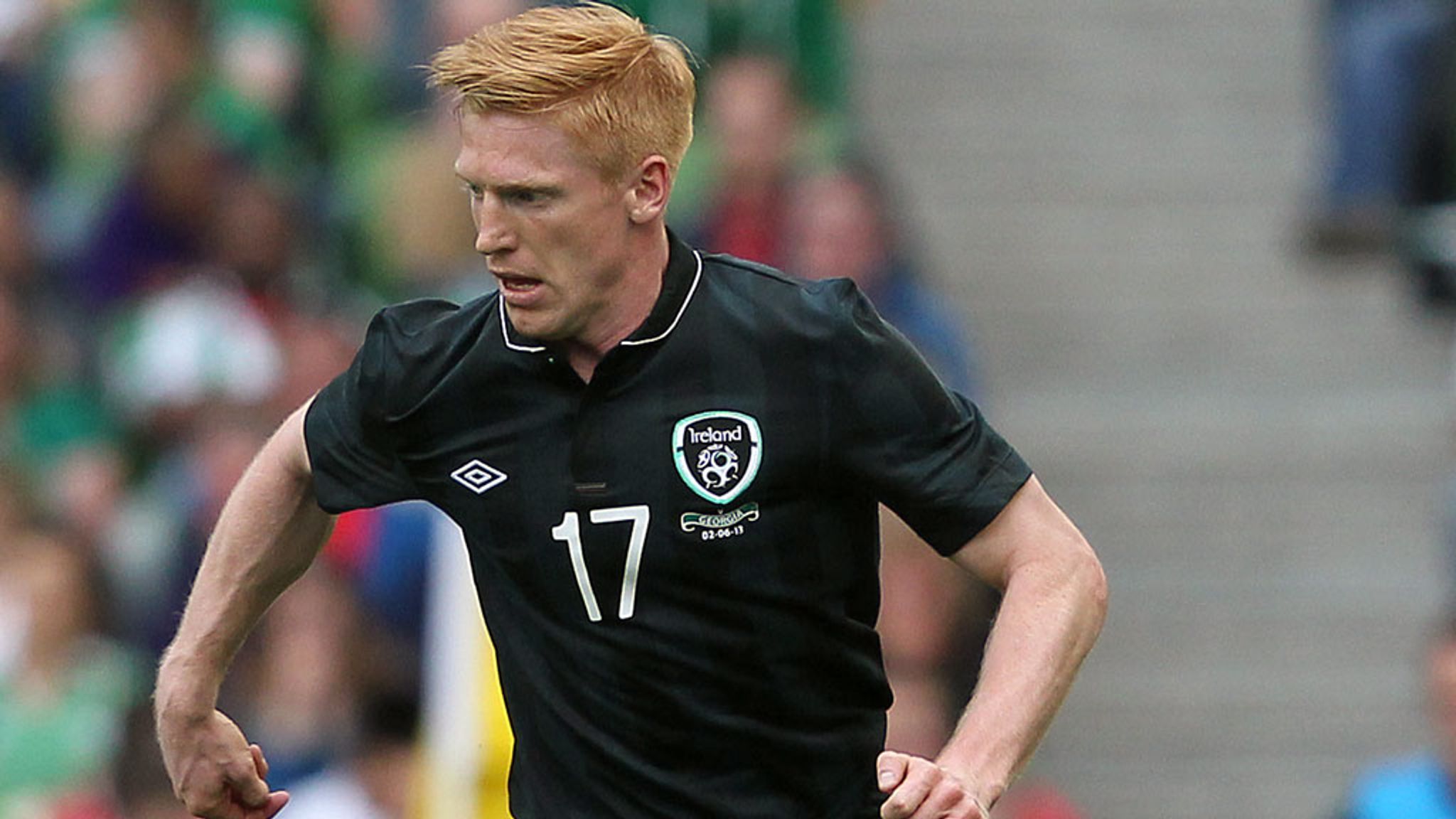 Premier League: Republic of Ireland's Paul McShane signs new Hull deal ...