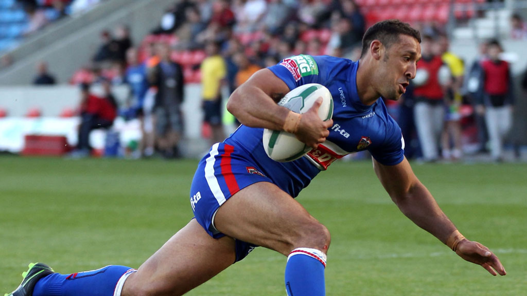 Paul Sykes commits to Wakefield until end of 2014 Super League season ...