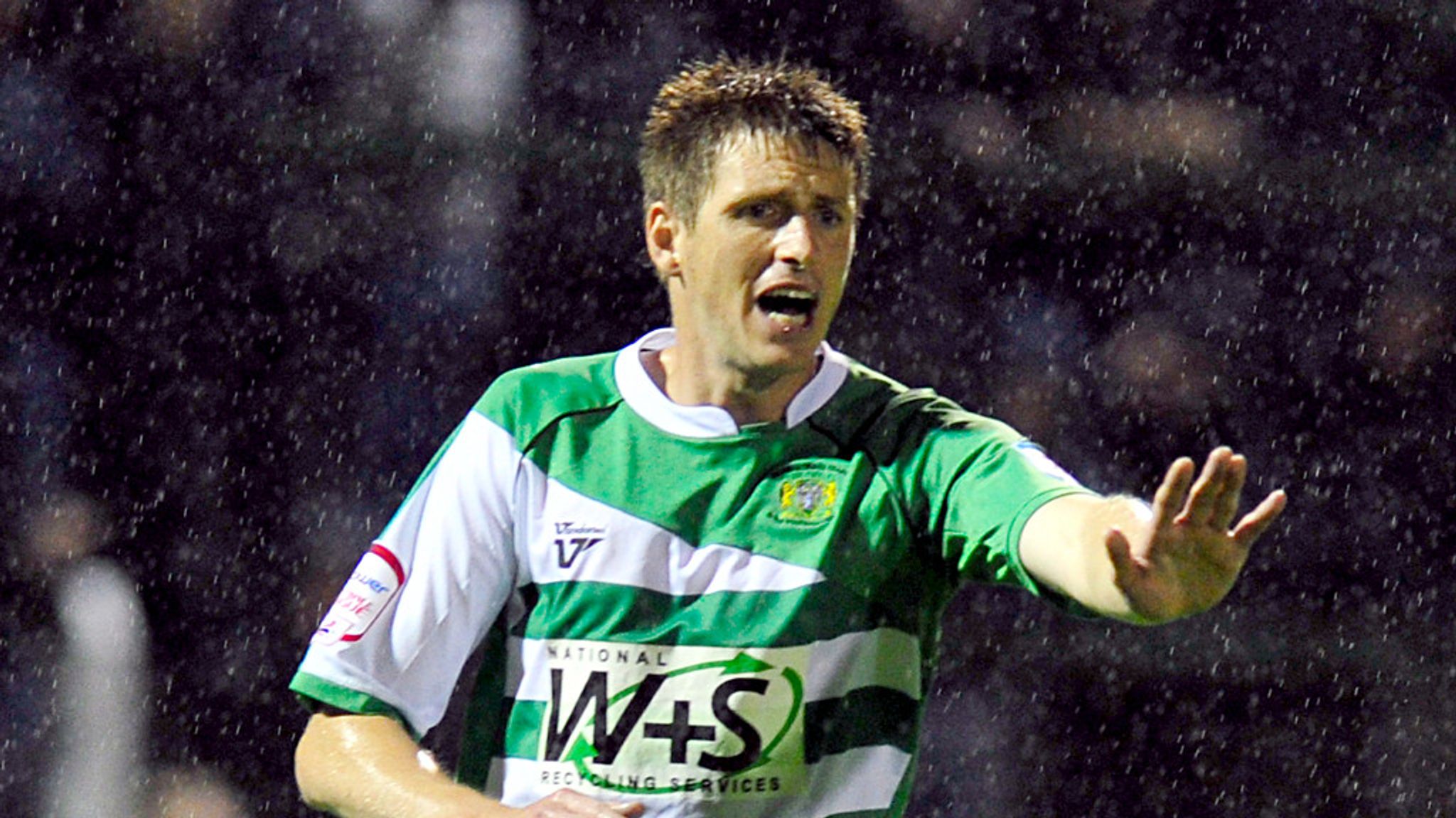 Shakers move for Hinds | Football News | Sky Sports