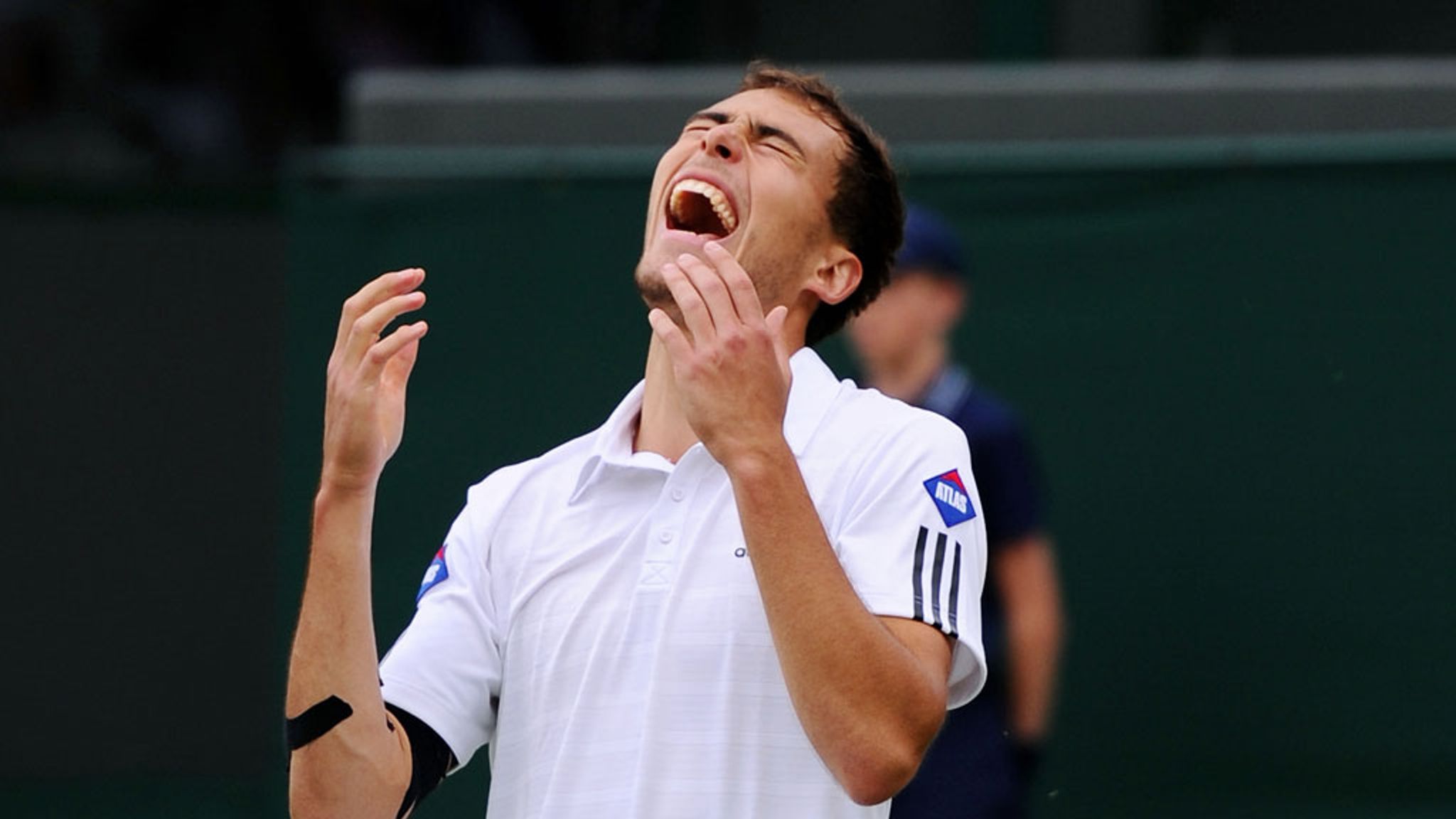 Wimbledon: Jerzy Janowicz beat Lukasz Kubot to book his place in the ...