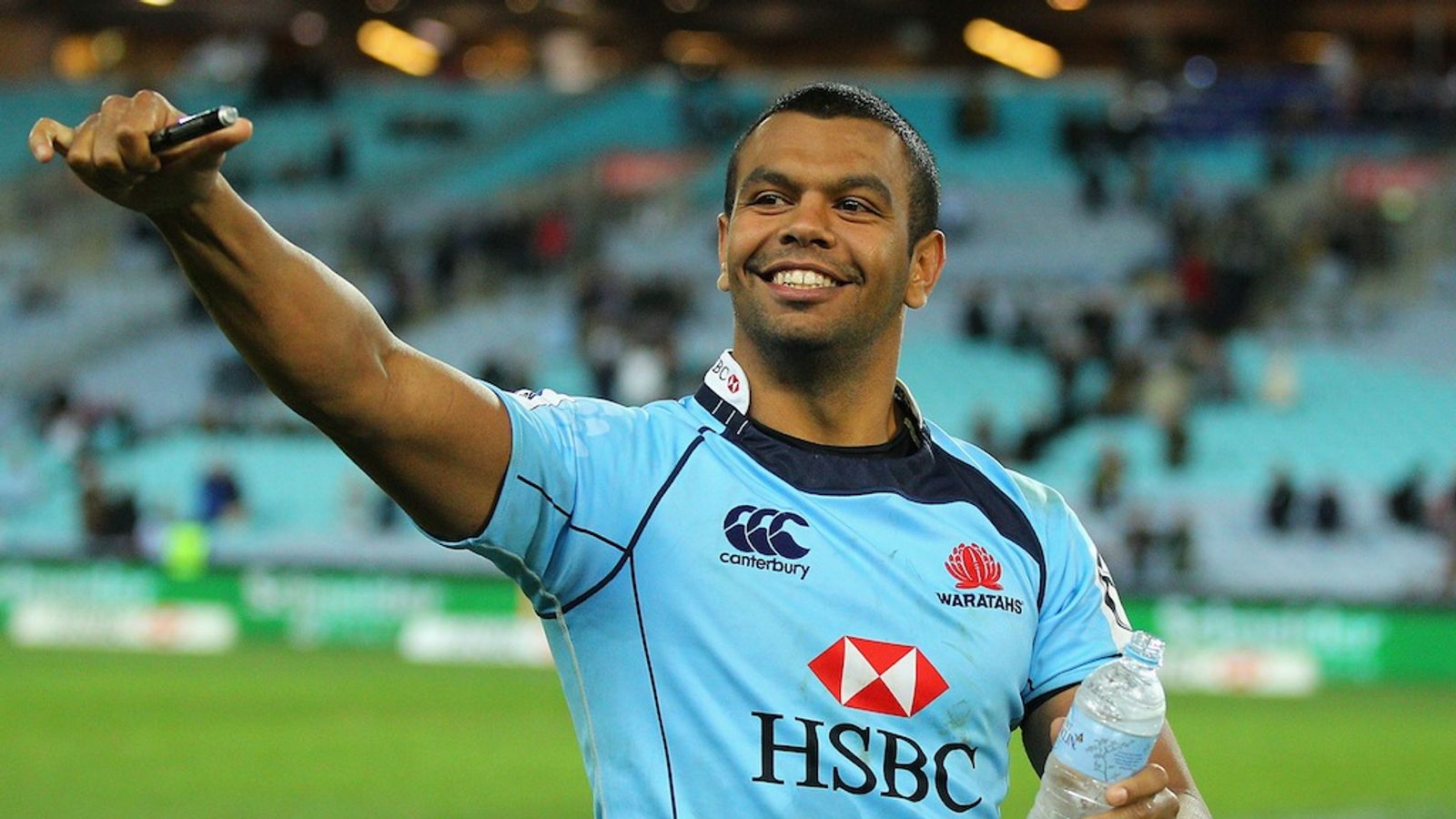 Super Rugby: Kurtley Beale re-signs for New South Wales Waratahs ...