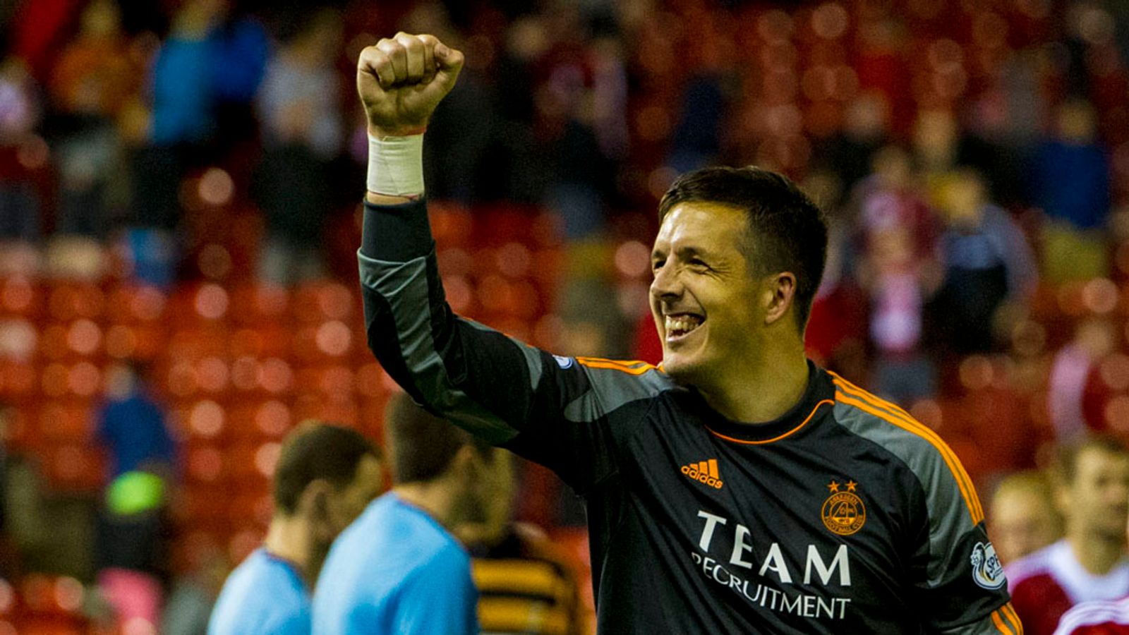 Jamie Langfield doesn't want to leave Aberdeen and hopes for a new ...