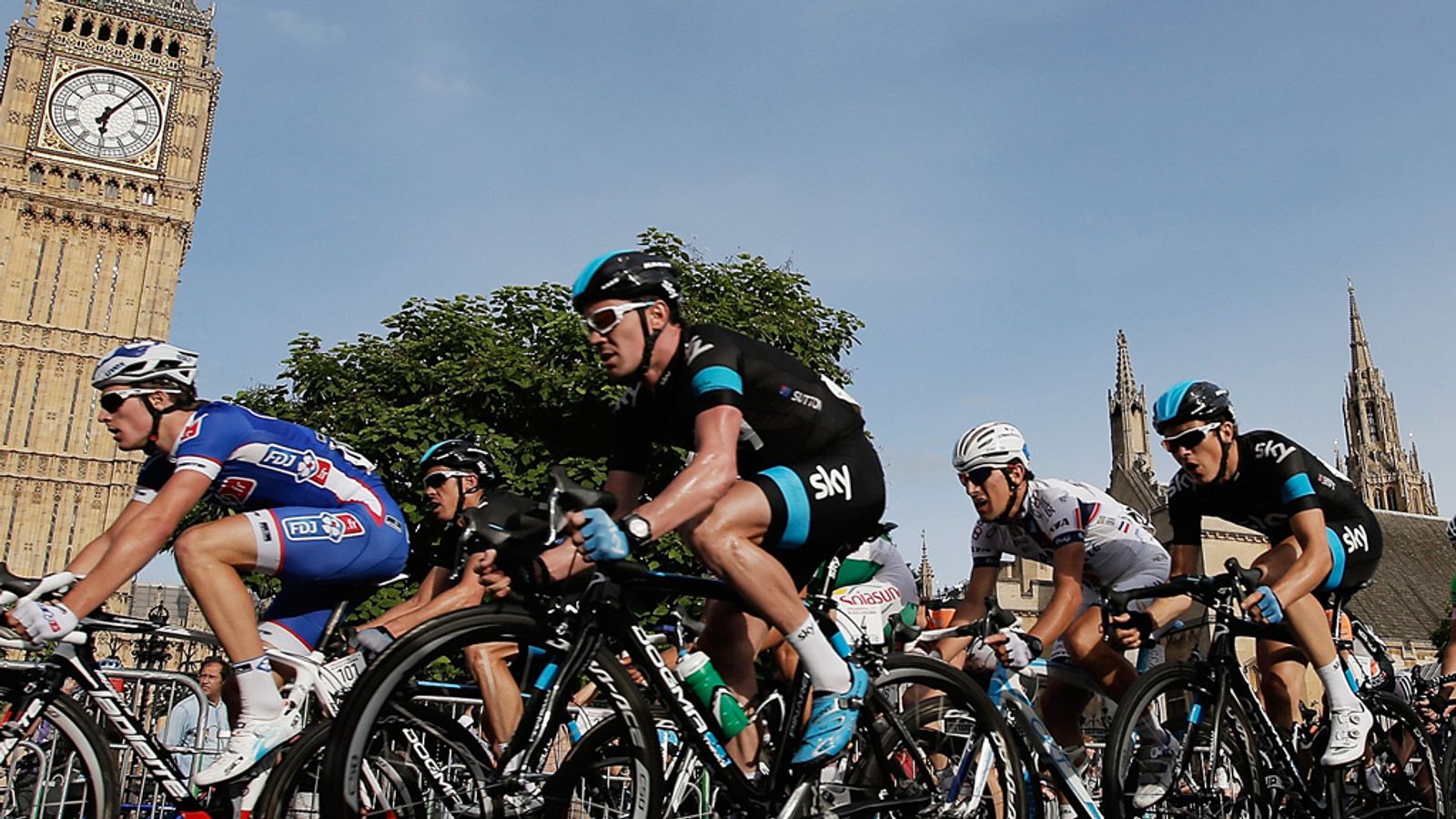 Sutton and Swift in the mix | Cycling News | Sky Sports