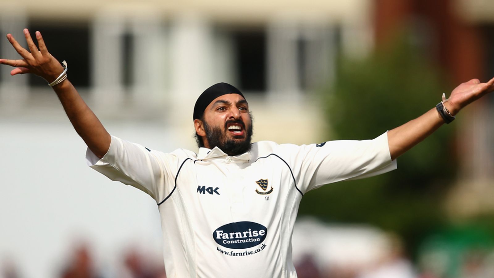 Monty Panesar goes on loan to Essex and will leave Sussex at end of ...
