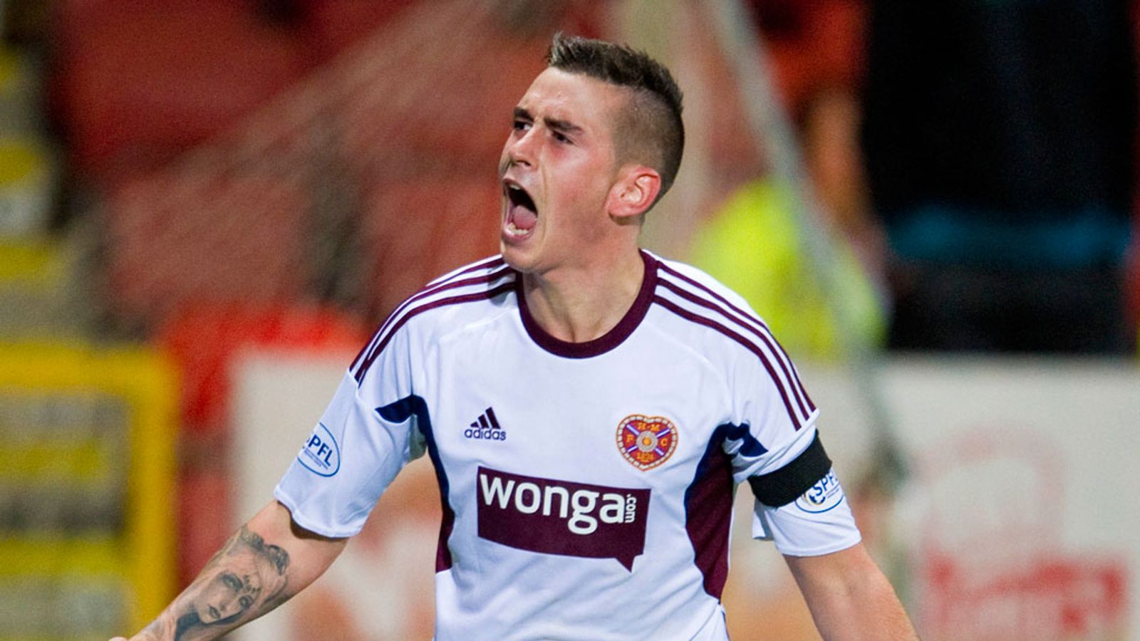 Scottish Premiership: Jamie Walker scores late equaliser for Hearts ...