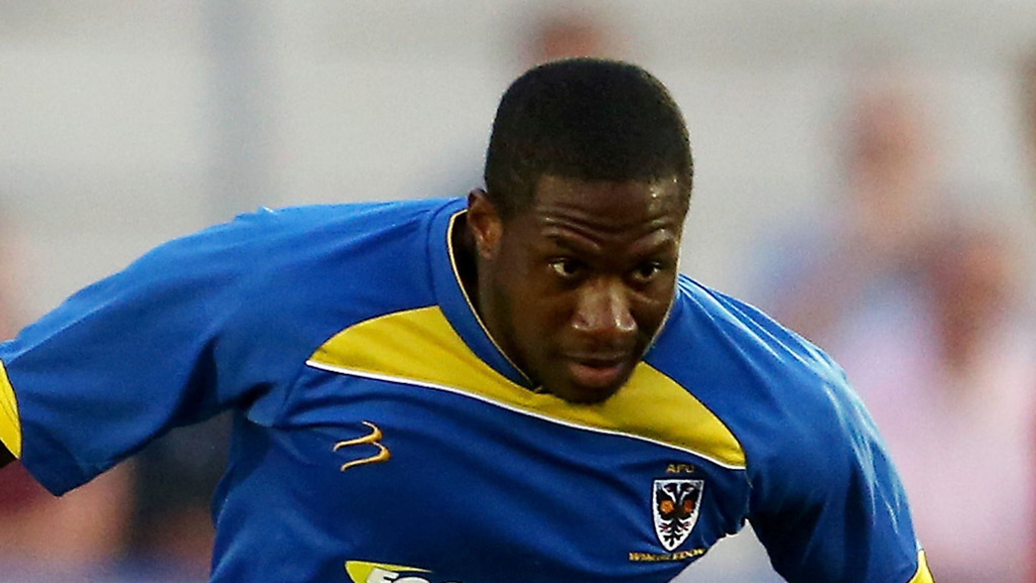 Arthur completes Dons comeback | Football News | Sky Sports