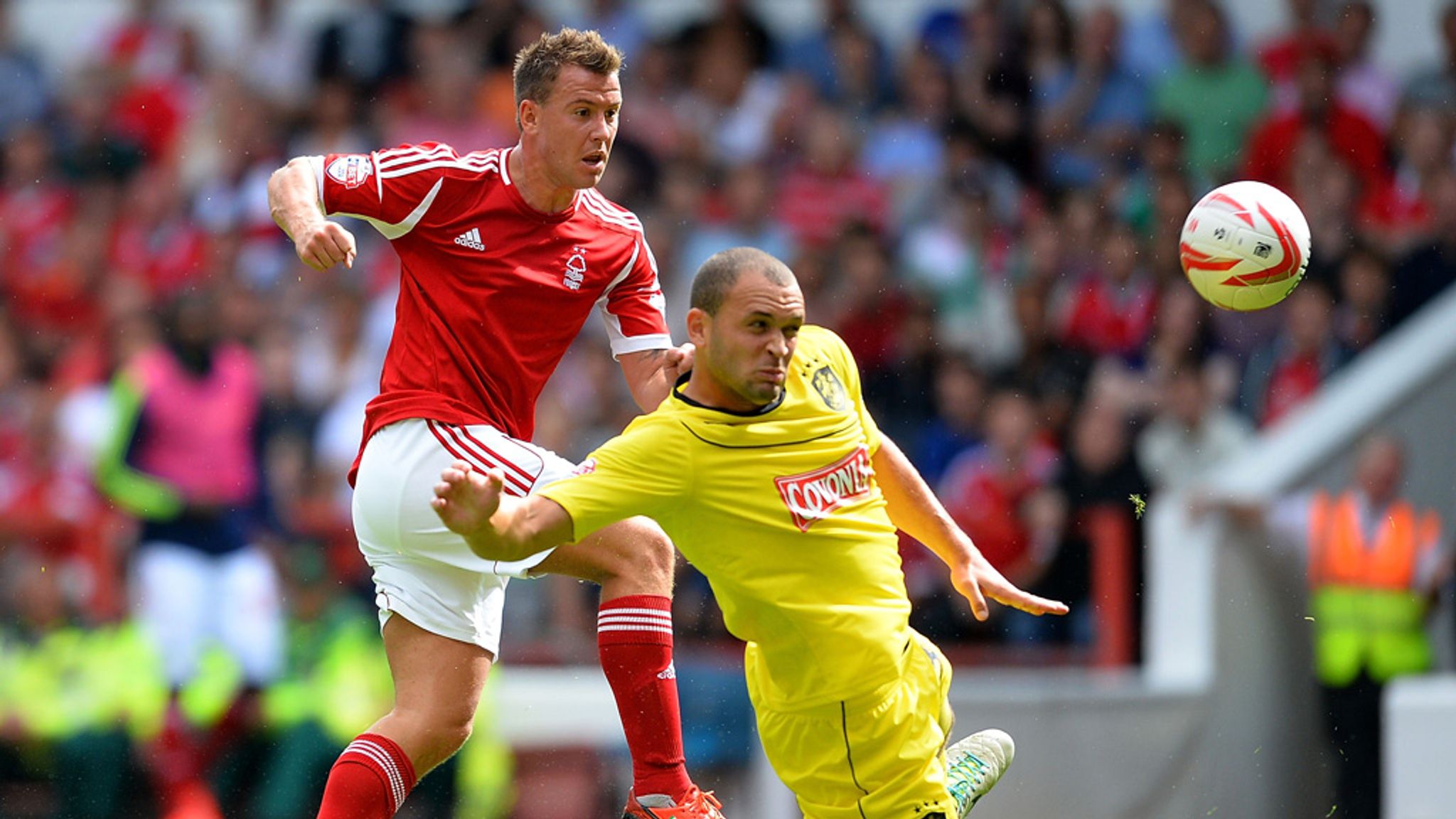 Simon Cox not injured, insist Nottingham Forest | Football News | Sky ...