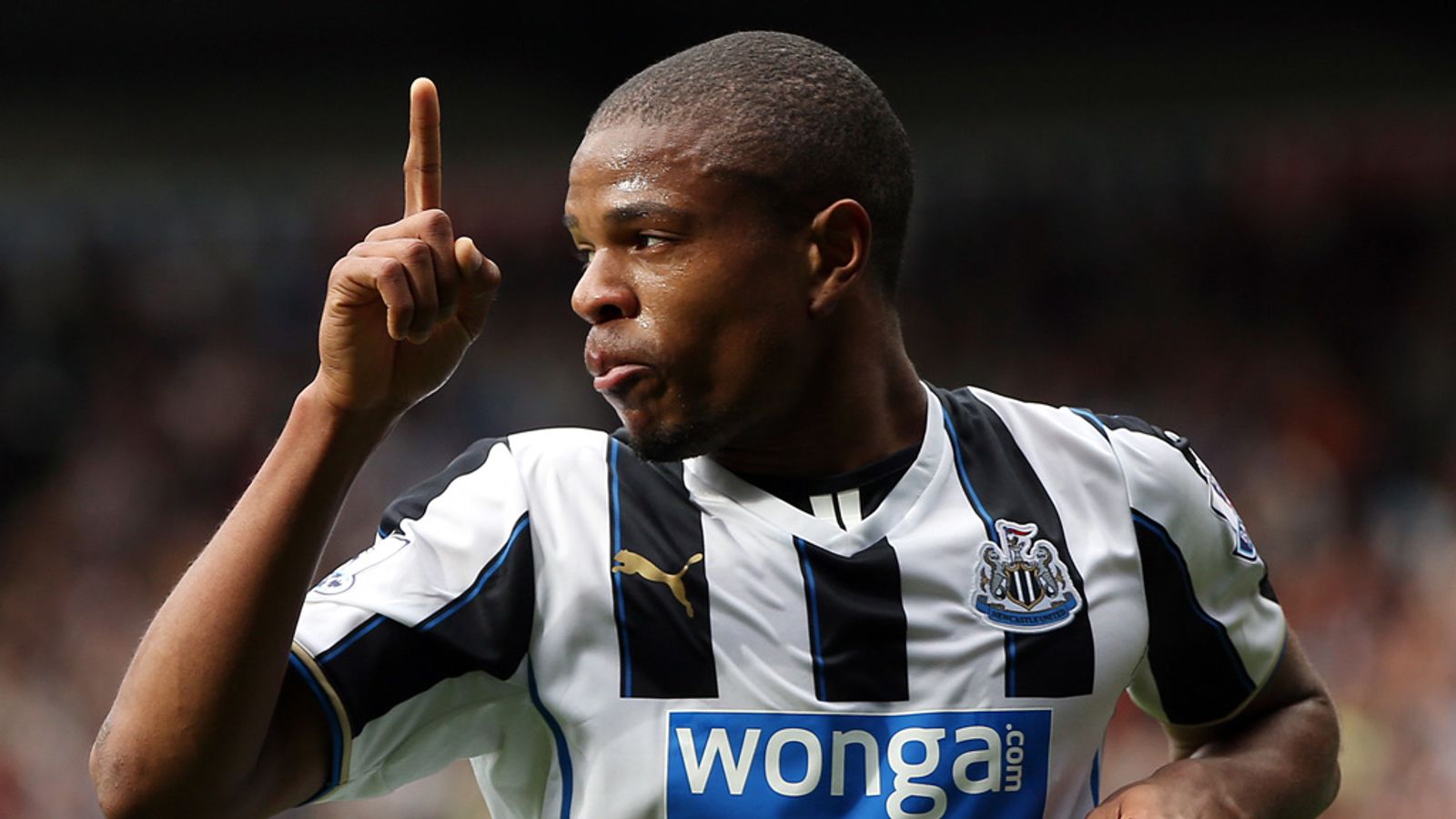 Loic Remy praises Newcastle atmosphere and wants to pass 16 goals for ...