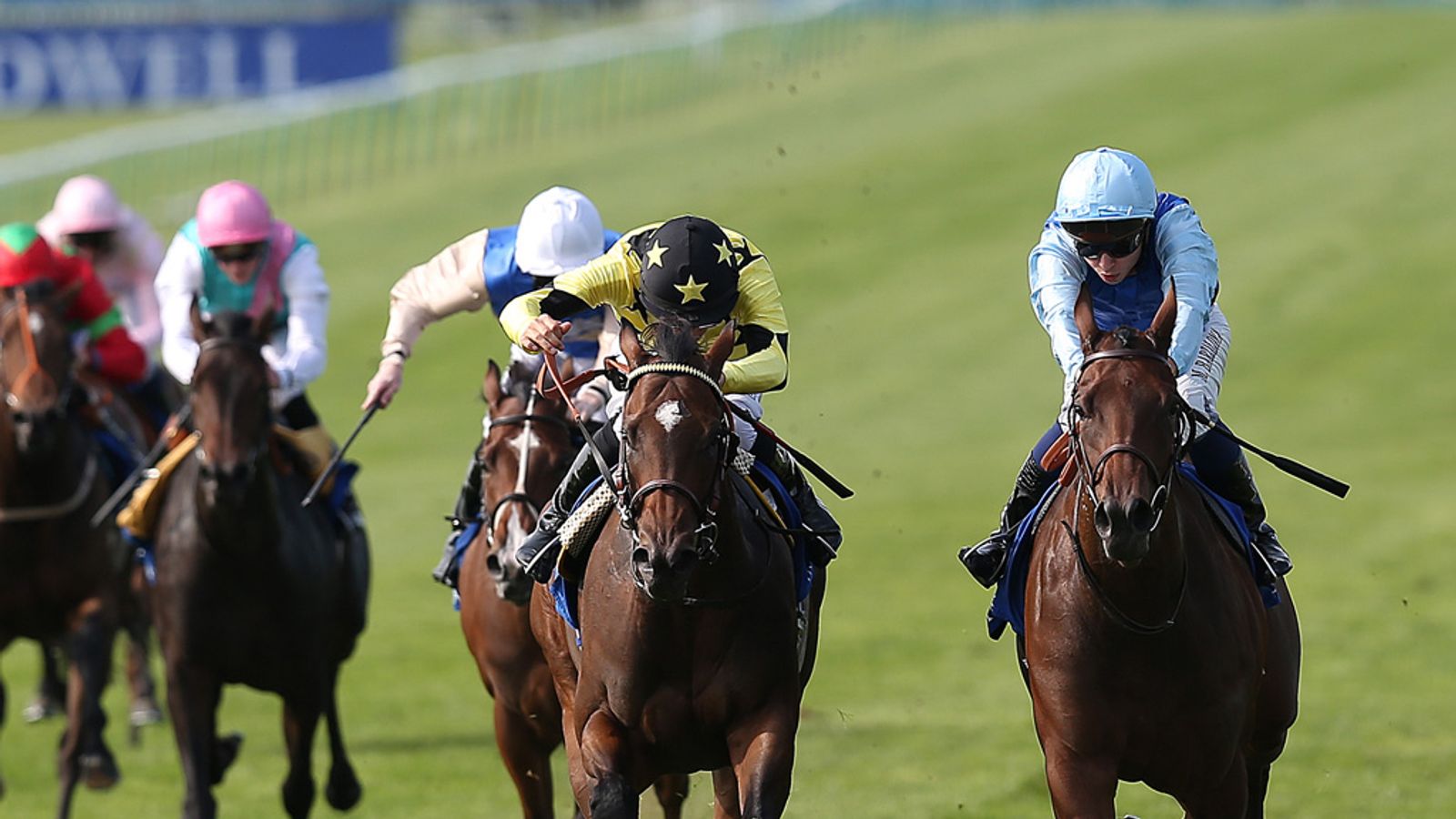 Chat live with star Racing UK and Channel 4 analyst Graham Cunningham ...