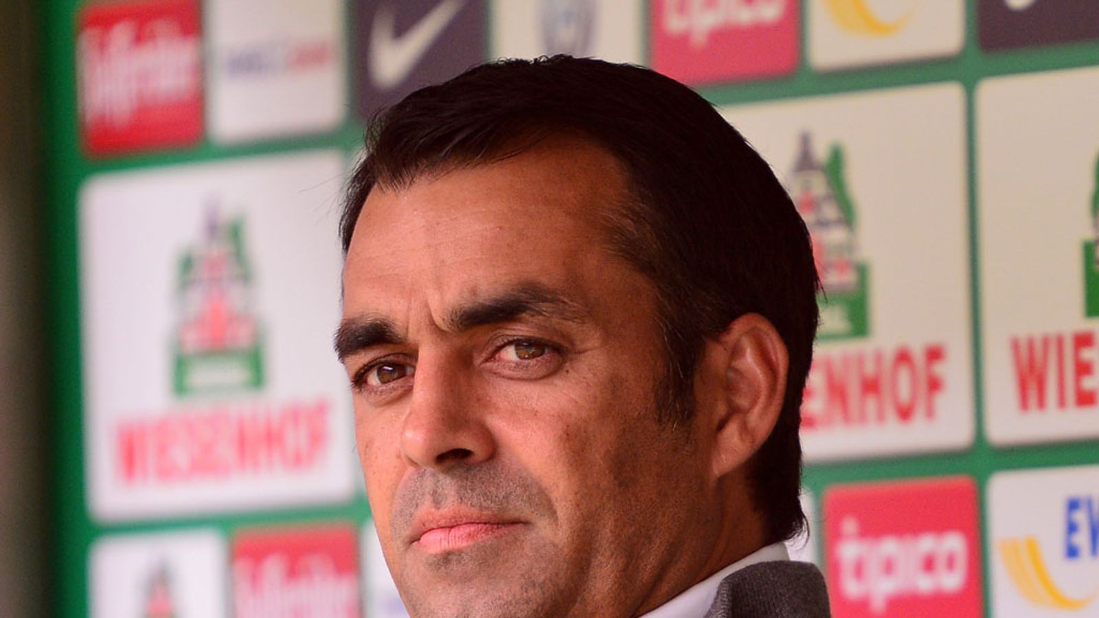 Bundesliga: Robin Dutt was relieved after Werder Bremen beat Hannover ...