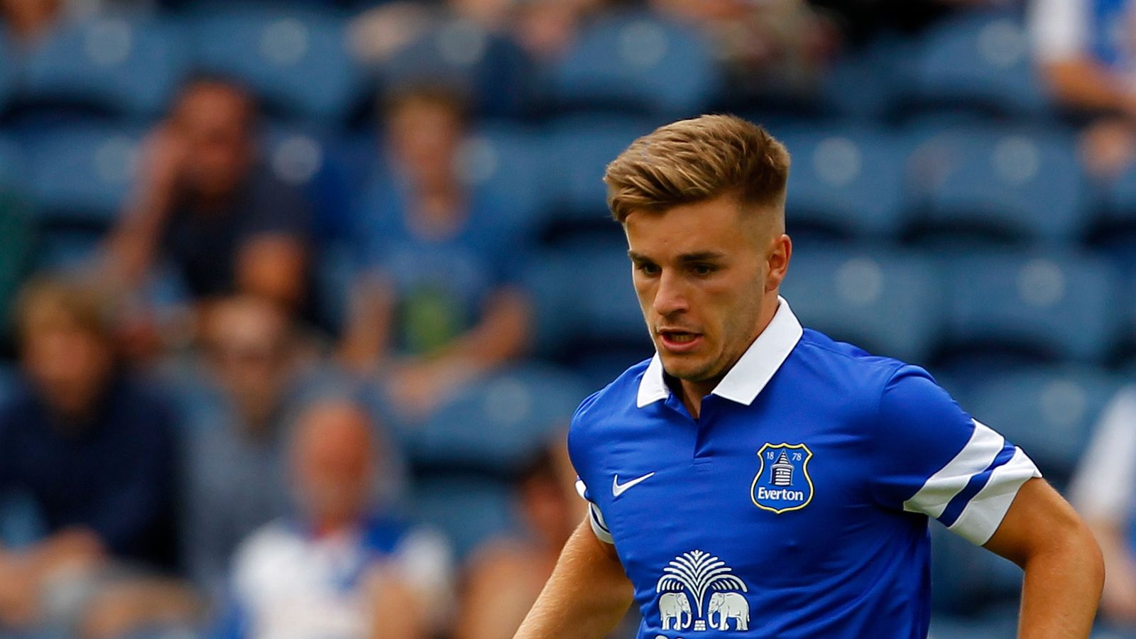 Transfer news: Everton defender Luke Garbutt extends Colchester loan ...