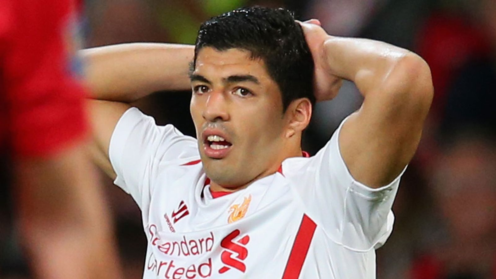 Capital One Cup third round: Javier Hernandez goal sees Man Utd beat ...