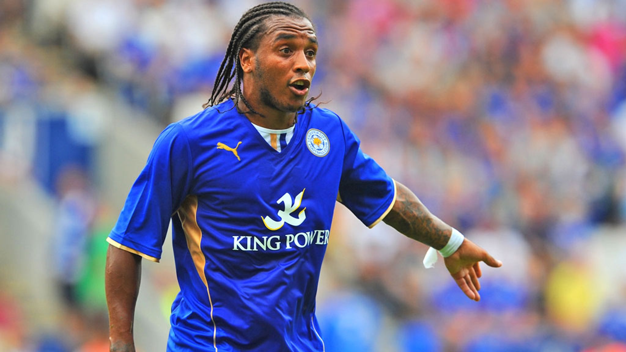 Transfer news: Leicester's Neil Dann moves to Bolton on three-month ...