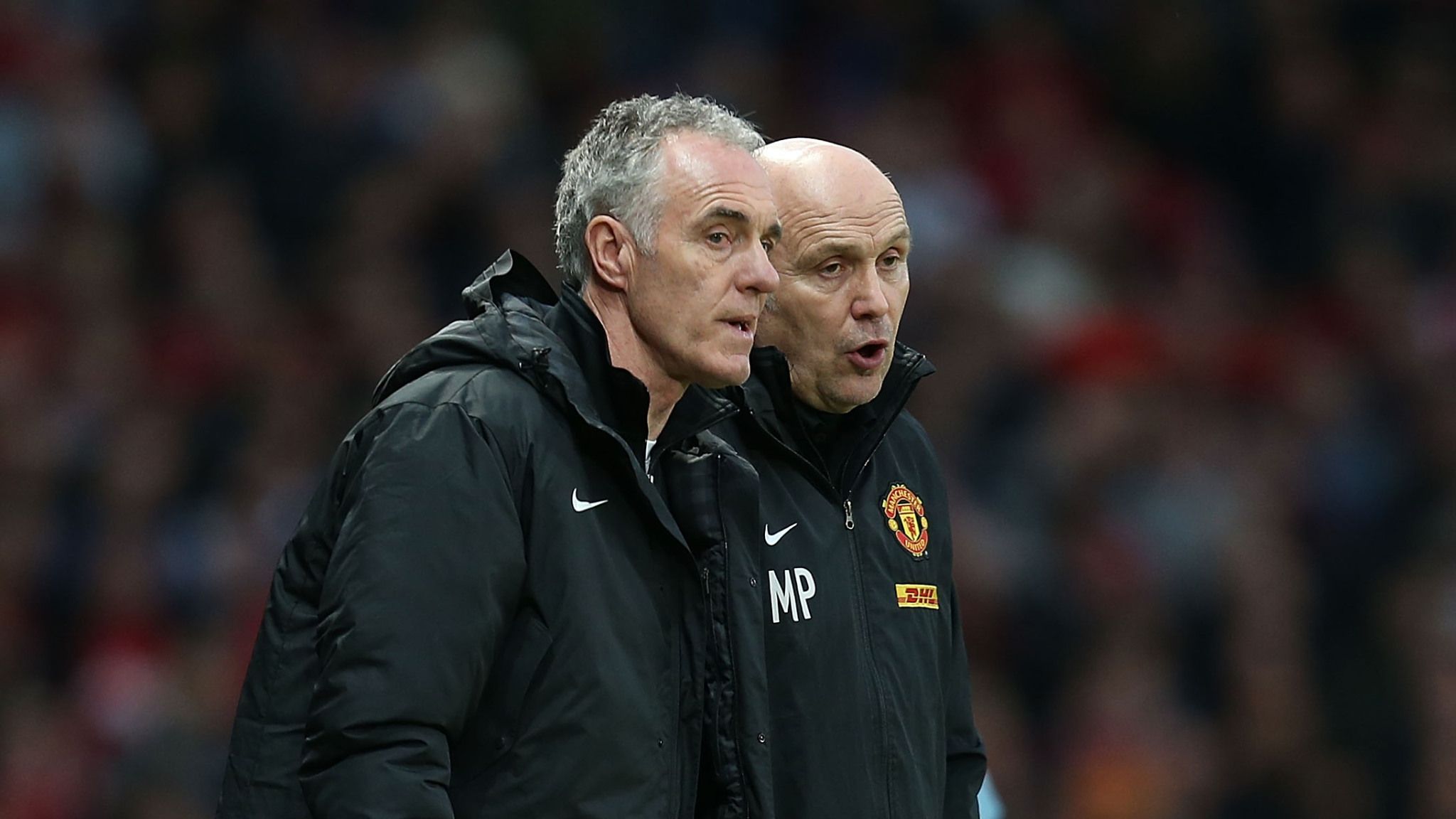 Former Manchester United goalkeeping coach Eric Steele backs David ...