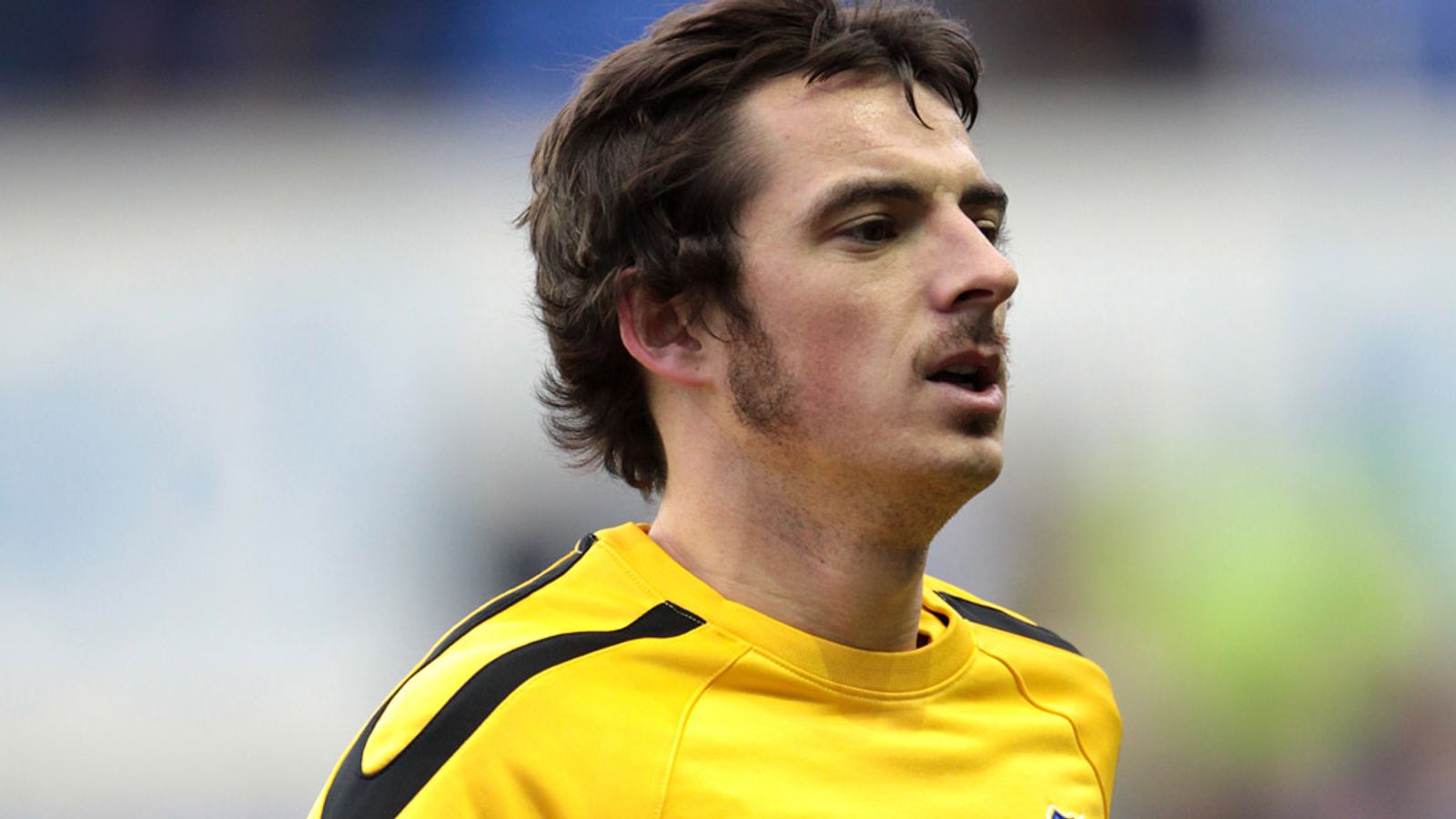 Transfer News: Everton boss Roberto Martinez wants to keep Leighton ...