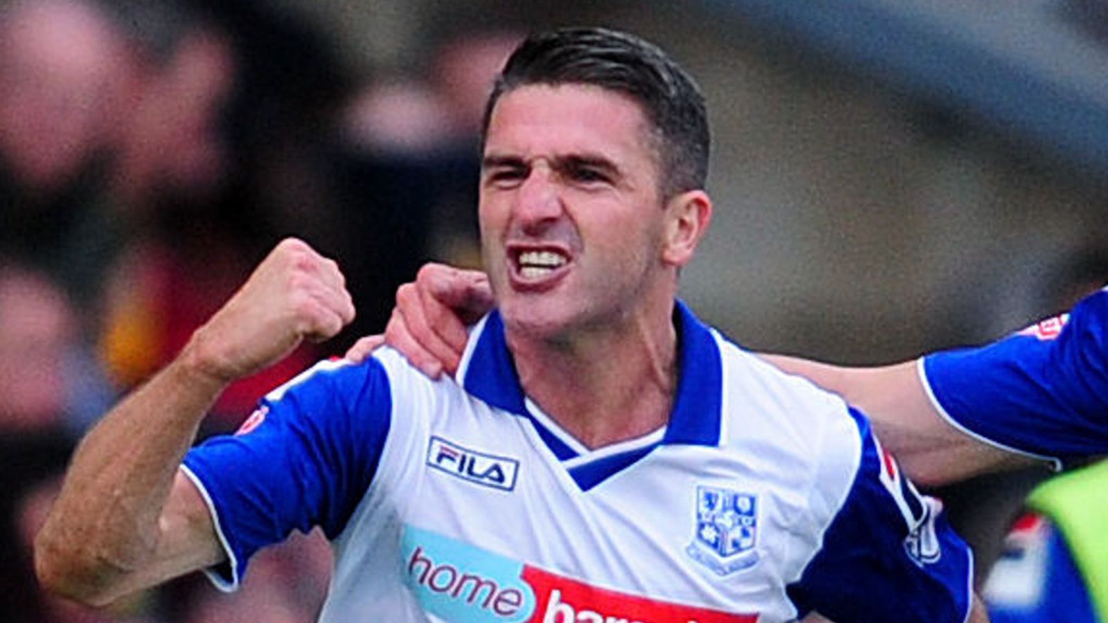 Lowe hat-trick crushes Coventry | Football News | Sky Sports