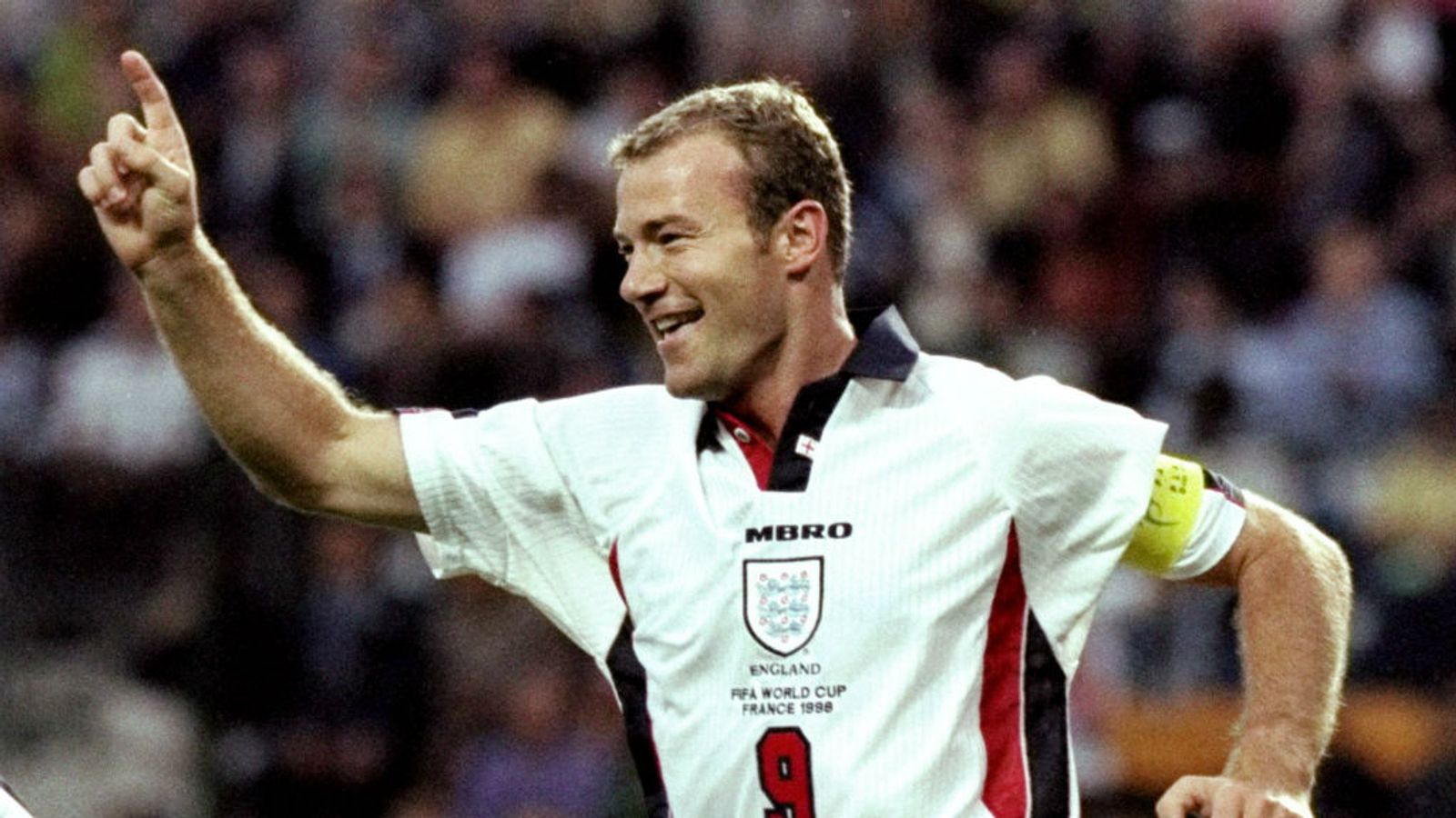 Can Harry Kane beat Alan Shearer's Premier League scoring record ...