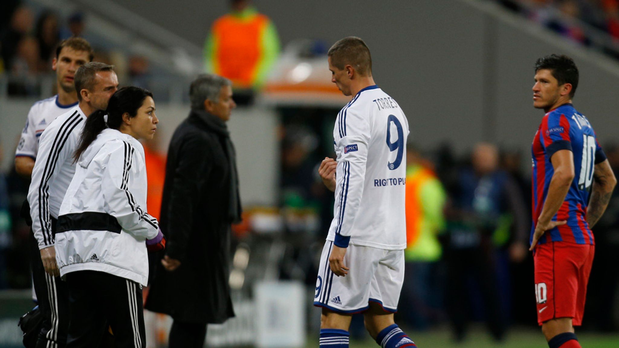 Premier League: Chelsea striker Fernando Torres out for three weeks ...