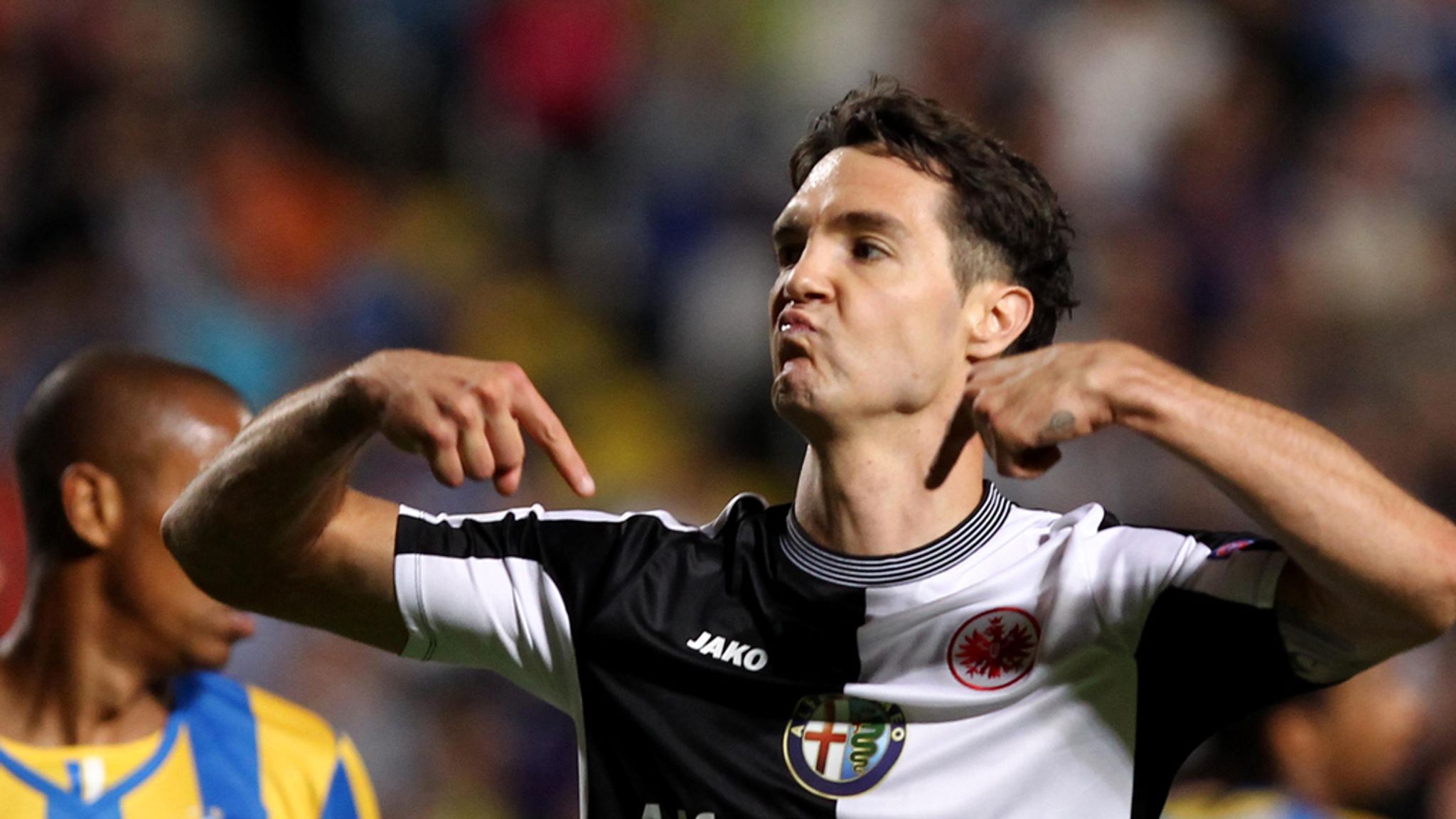 Apoel 0 - 3 Frankfurt - Match Report & Highlights