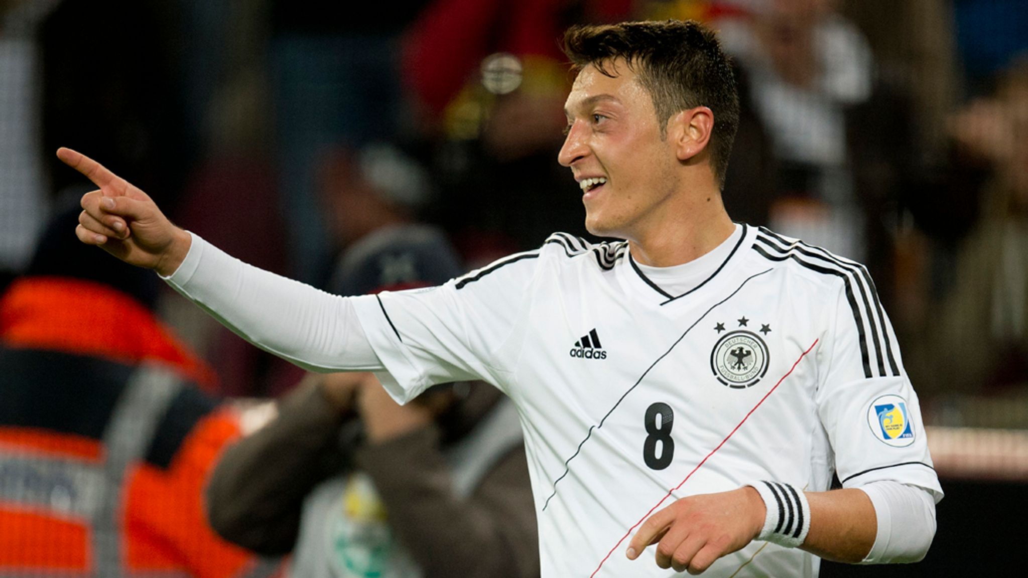 International football: Mesut Ozil lands third Dfb award | Football ...