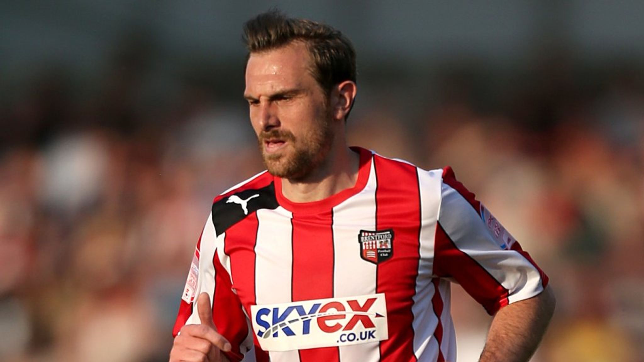 Hayes returns to Brentford | Football News | Sky Sports