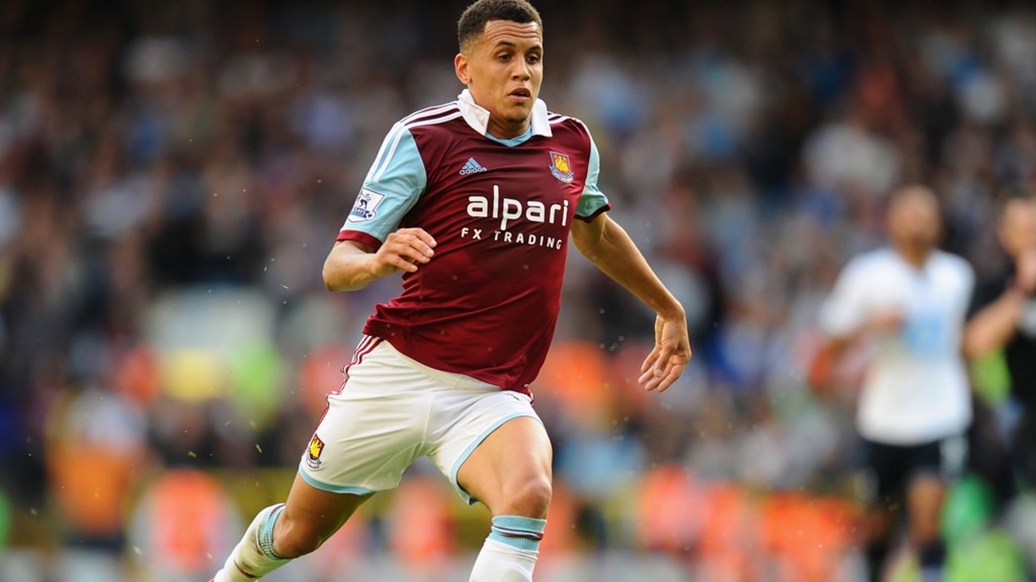 Former Manchester United starlet Ravel Morrison hailed by West Ham ...
