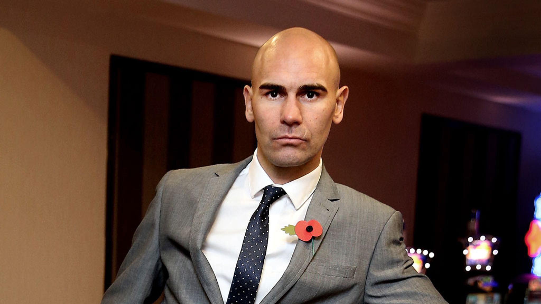 Stuart Hall will take on Vusi Malinga for the vacant IBF bantamweight ...