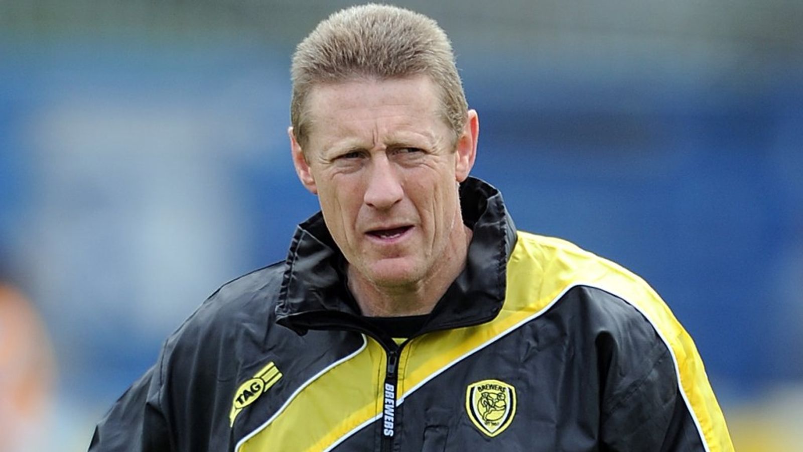 Brewers to name Poole on bench | Football News | Sky Sports