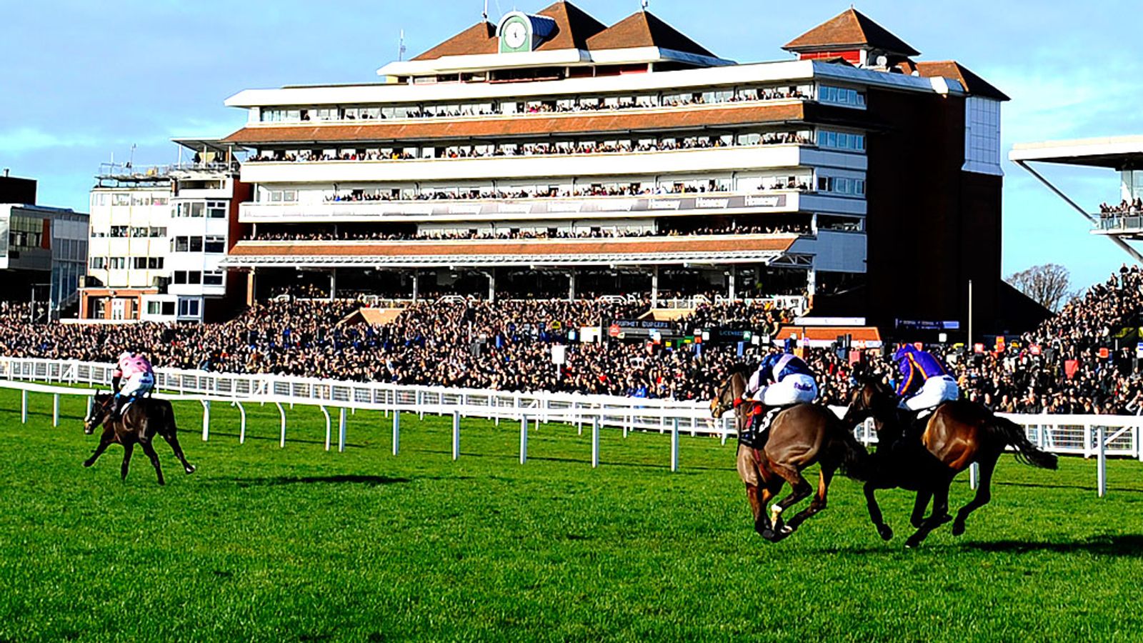 Challow on agenda for Simon West's Maximiser | Racing News | Sky Sports