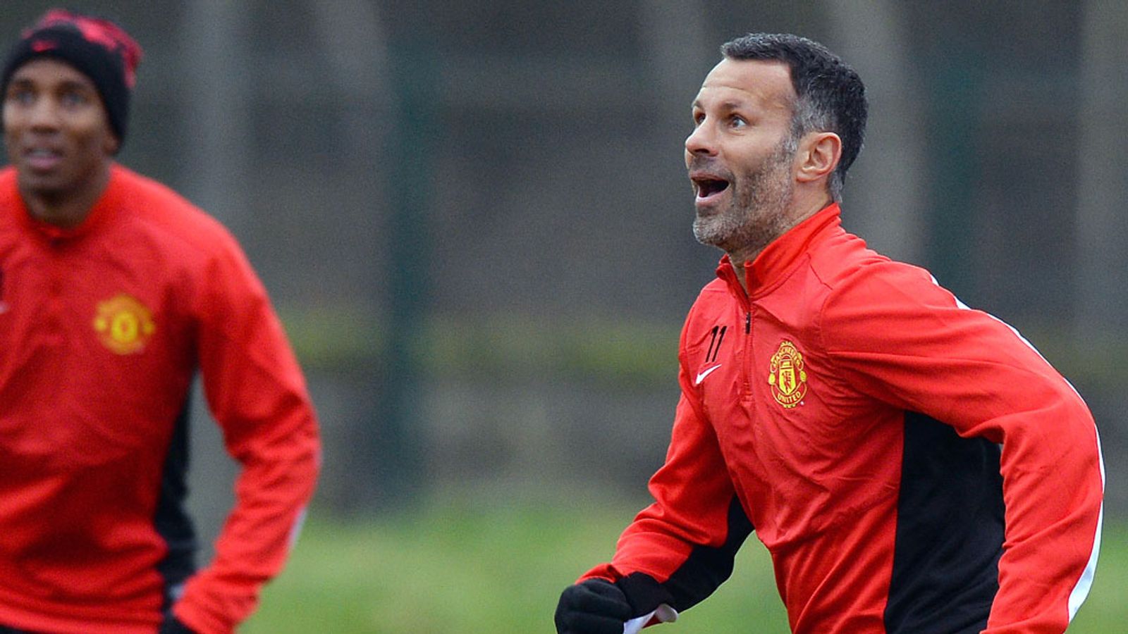 Ryan Giggs says Manchester United will fight back after three defeats ...